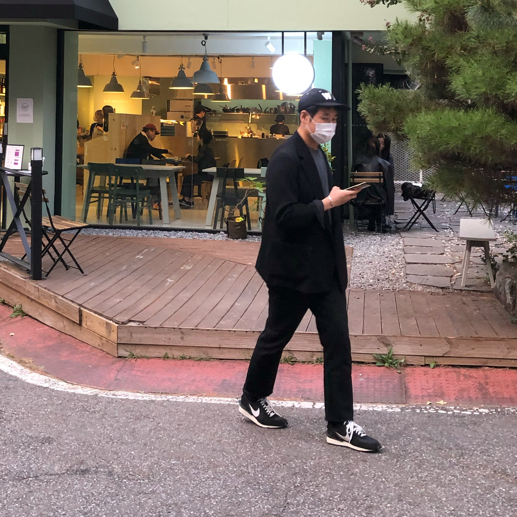 초윳 (@younsukcrvy) 님의 게시물 | KREAM