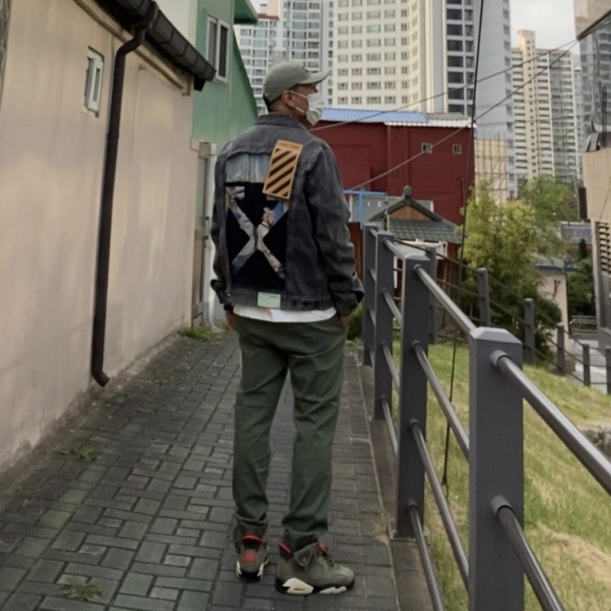 우쓰 (@woos_k) 님의 게시물 | KREAM