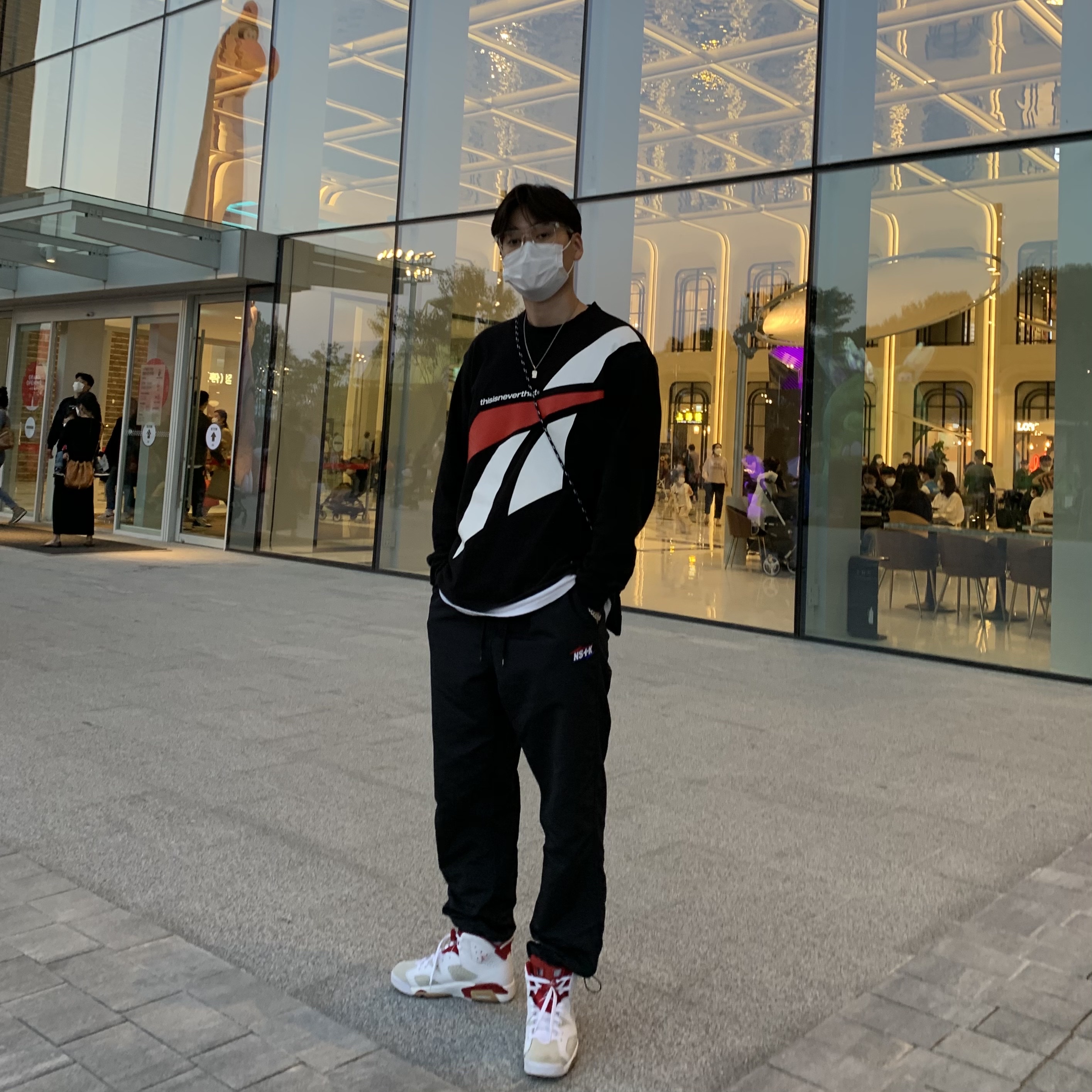 정대만 (@gldnlnd) 님의 게시물 | KREAM