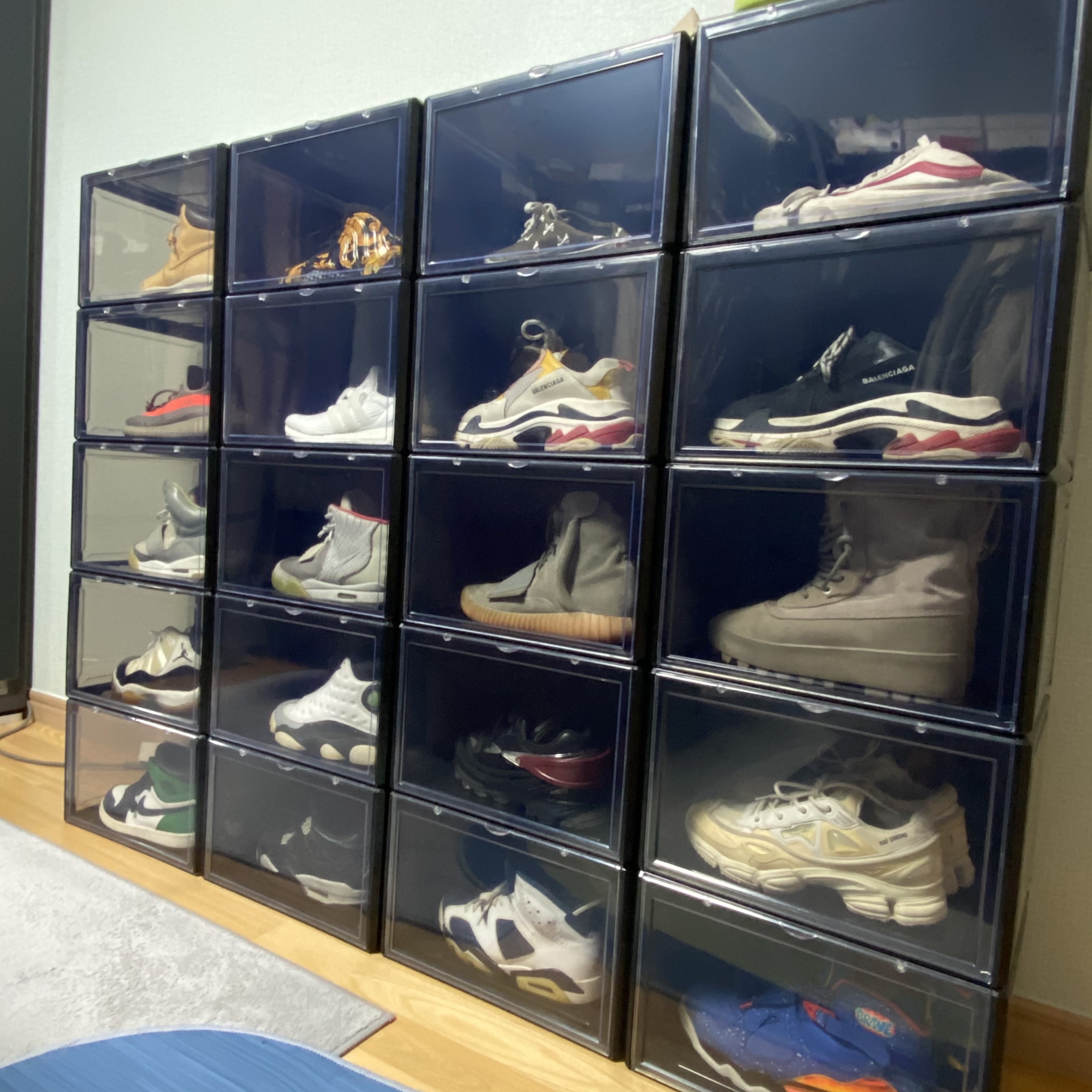 정도현 (@j_doh) 님의 게시물 | KREAM