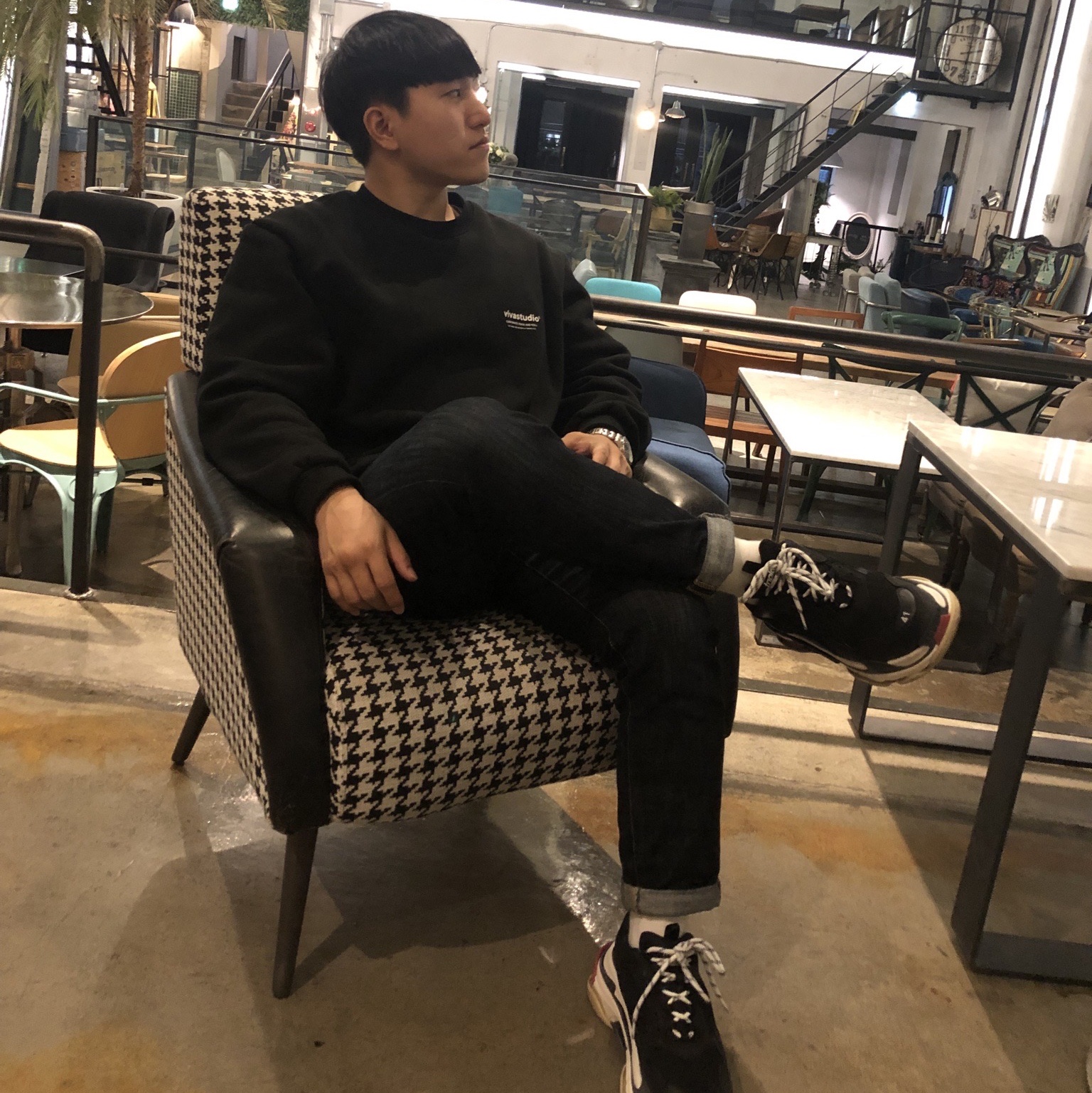 🤪 (@clapping_bin) 님의 게시물 | KREAM