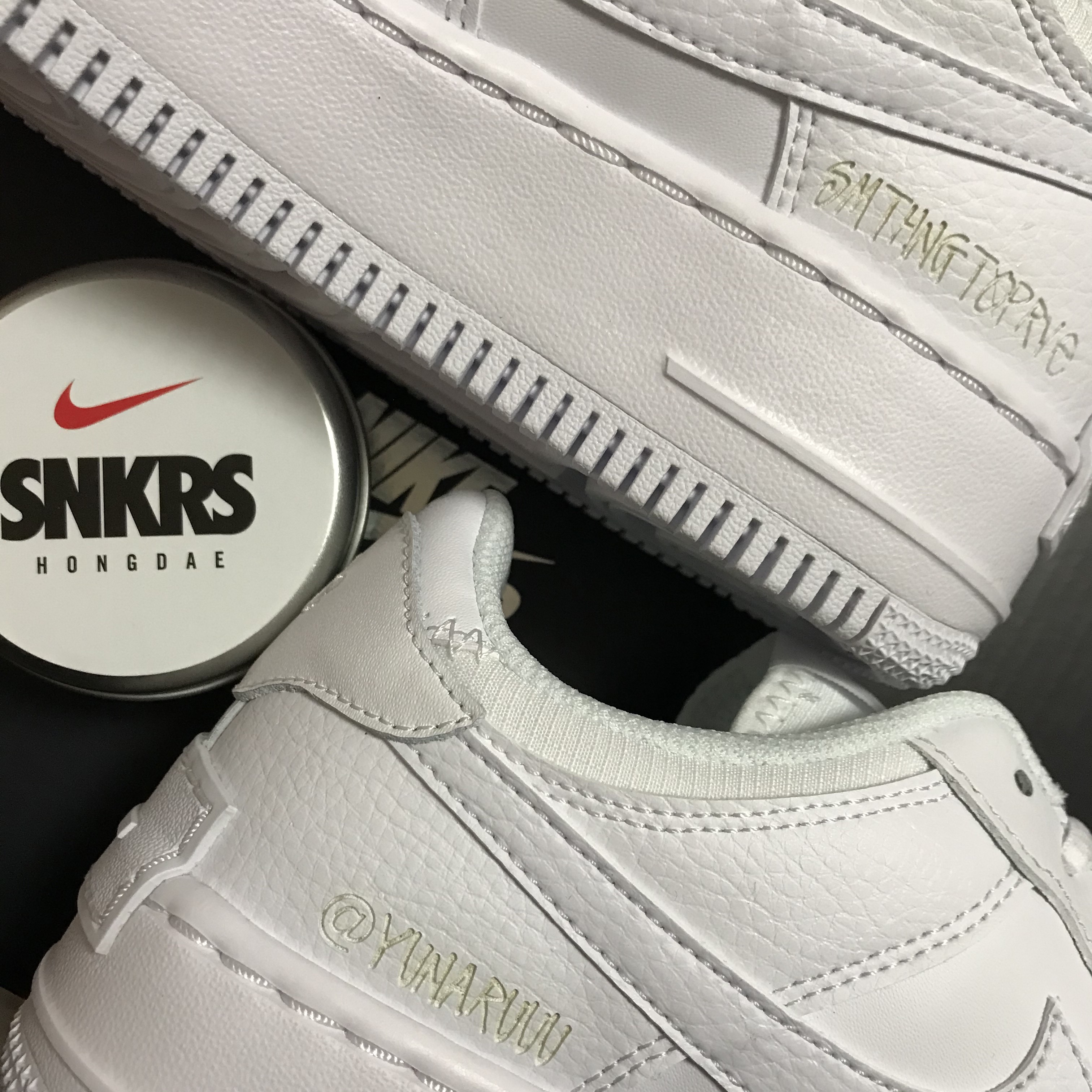 윾나륵 (@yunaruu) 님의 게시물 | KREAM