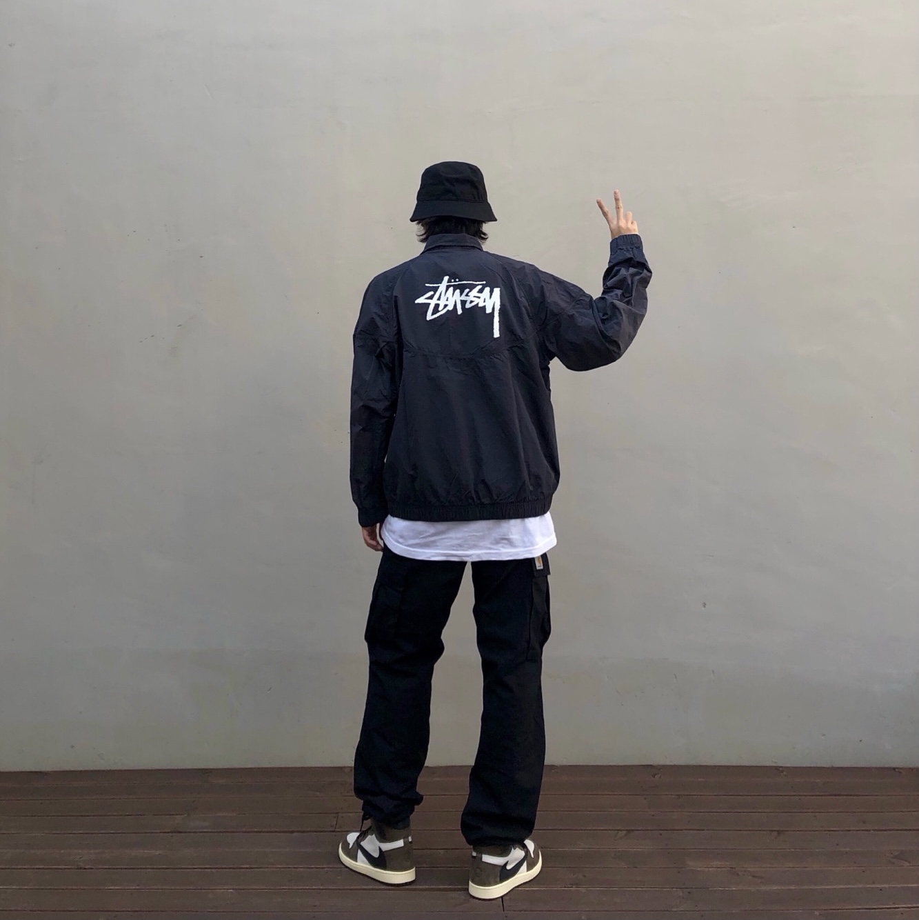 렉스 (@reeex) 님의 게시물 | KREAM