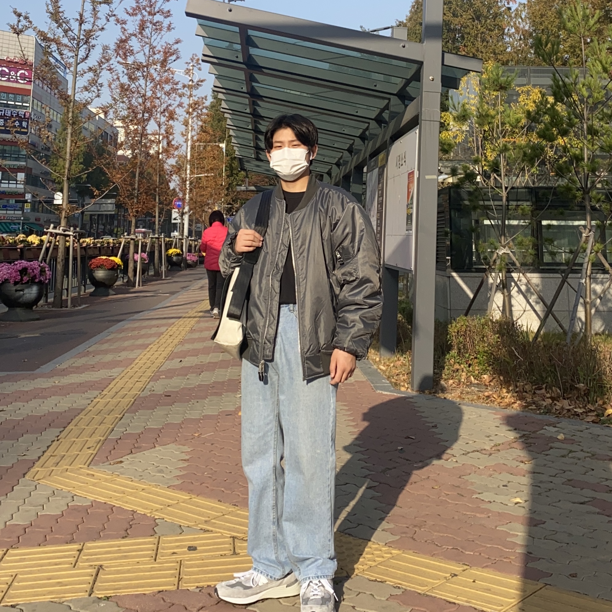 신유찬 (@sin_yc0629) 님의 게시물 | KREAM