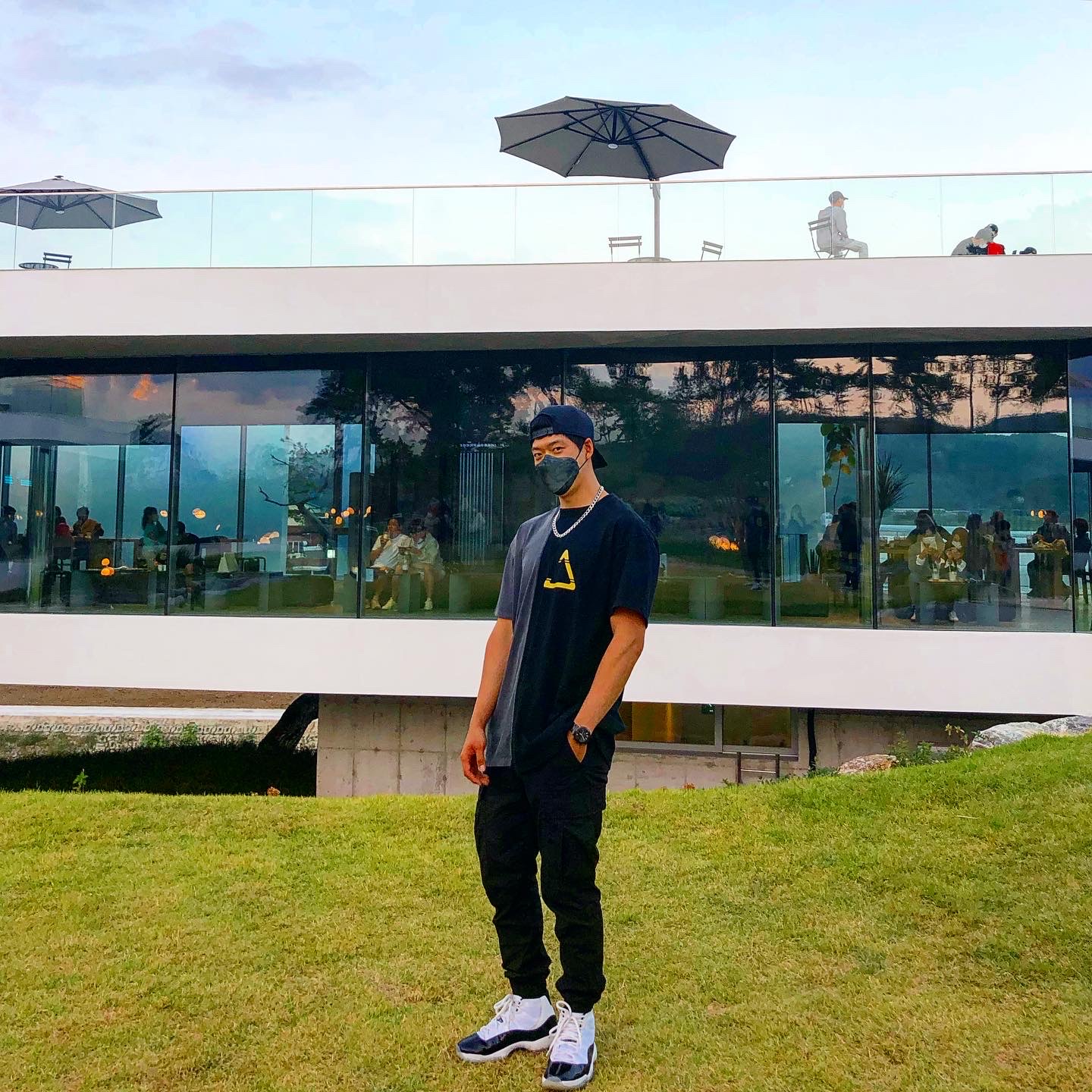 😃😄😁😆 (@638mn) 님의 게시물 | KREAM