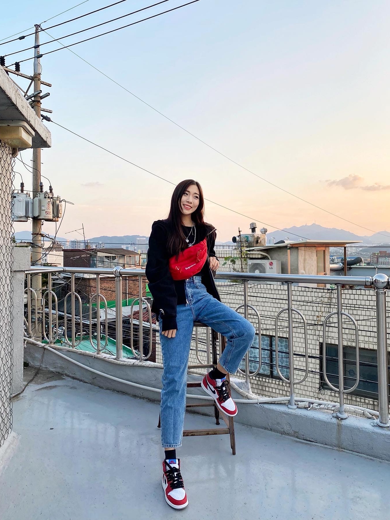 박수빈 (@shoebeanie) 님의 게시물 | KREAM