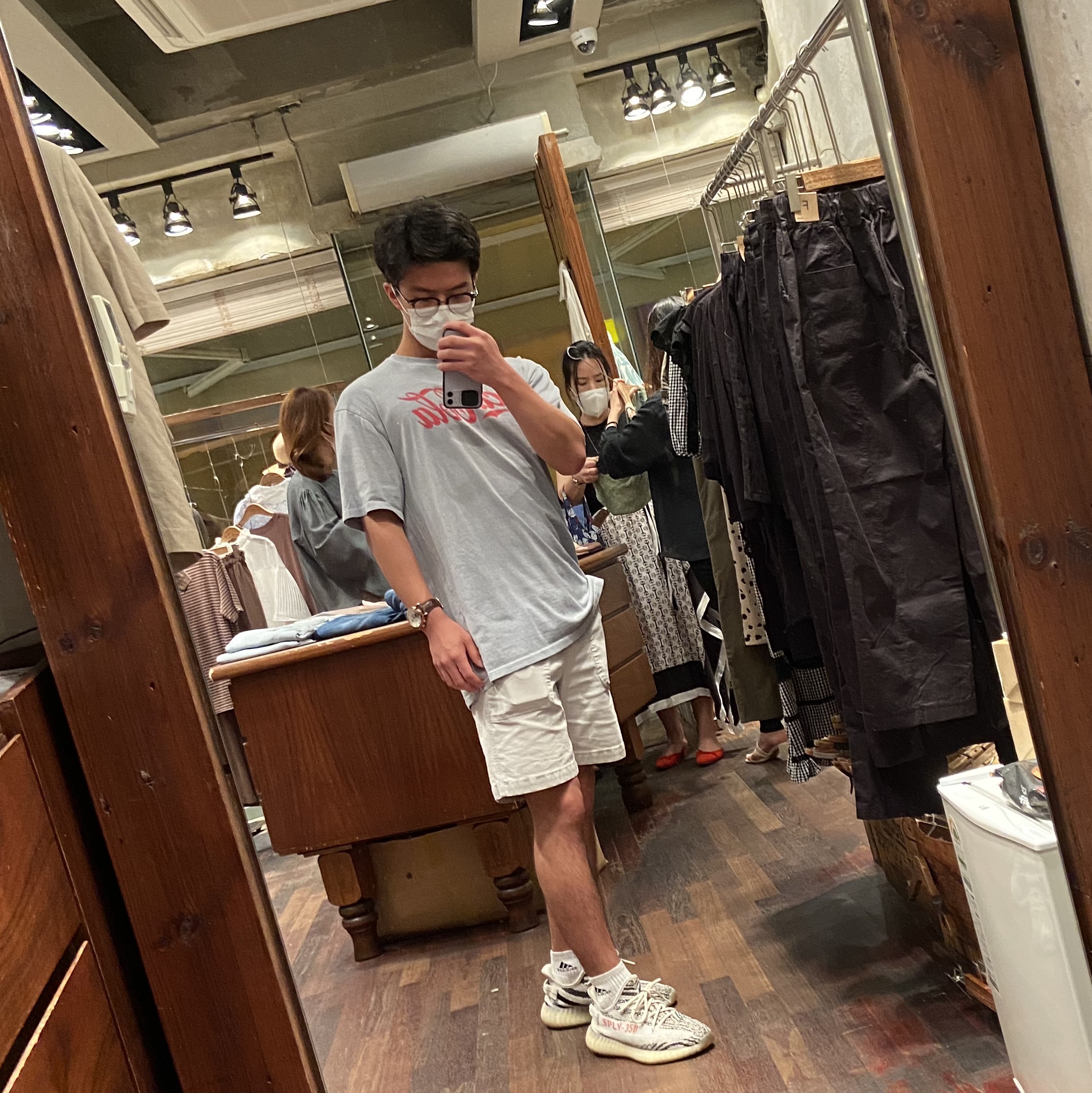 송동규 (@dummy_gyu) 님의 게시물 | KREAM