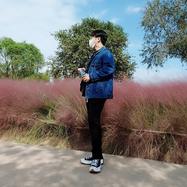 이준형 (@flexgogo) 님의 게시물 | KREAM