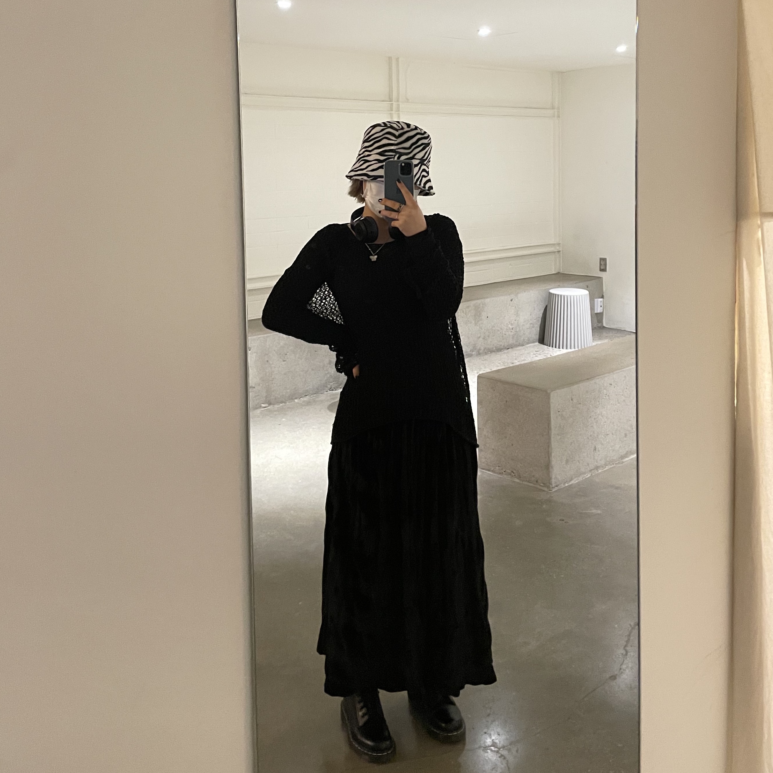 현서 (@axh__xs__) 님의 게시물 | KREAM