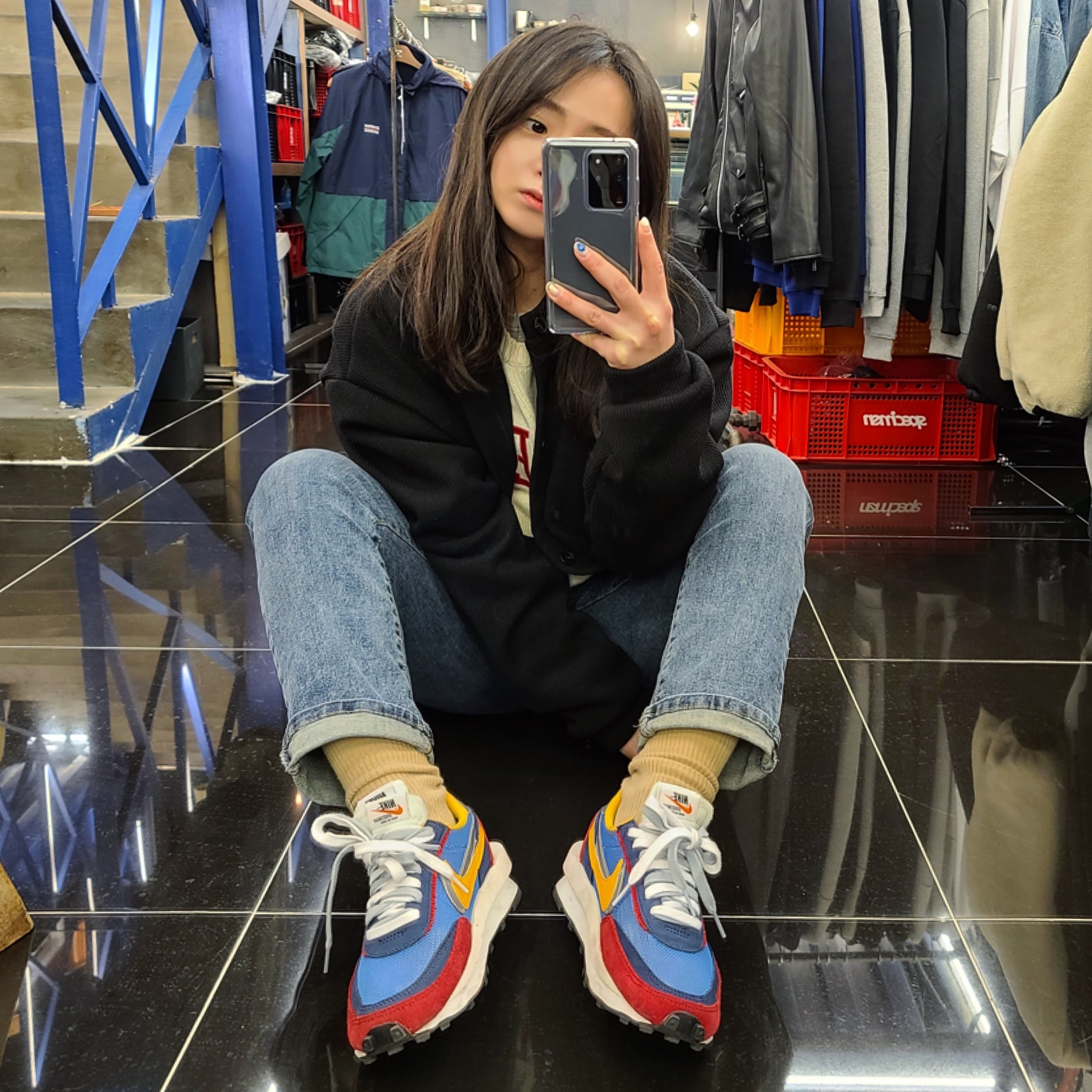 빼꼼맘 (@young_na89) 님의 게시물 | KREAM