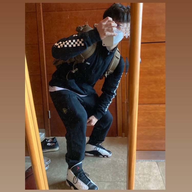 뀨 (@king_namq) 님의 게시물 | KREAM