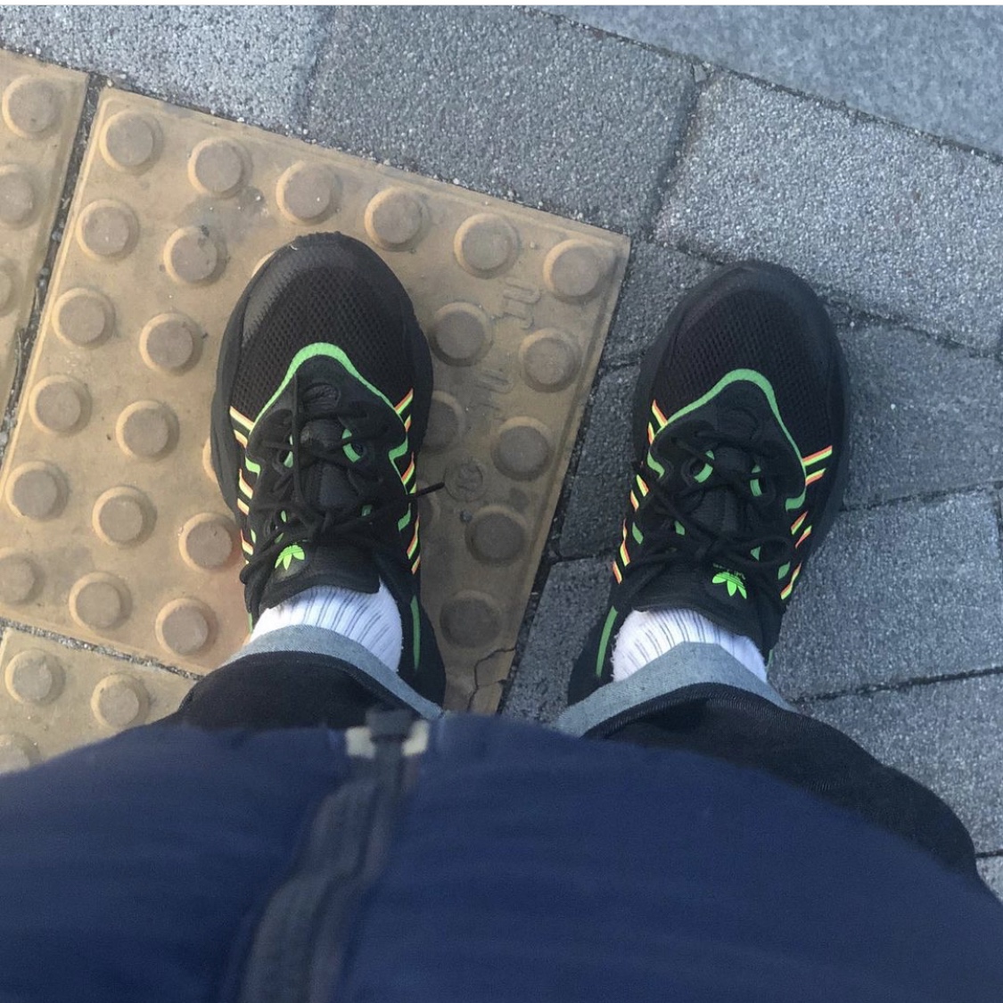 시너지 (@sheenergy) 님의 게시물 | KREAM