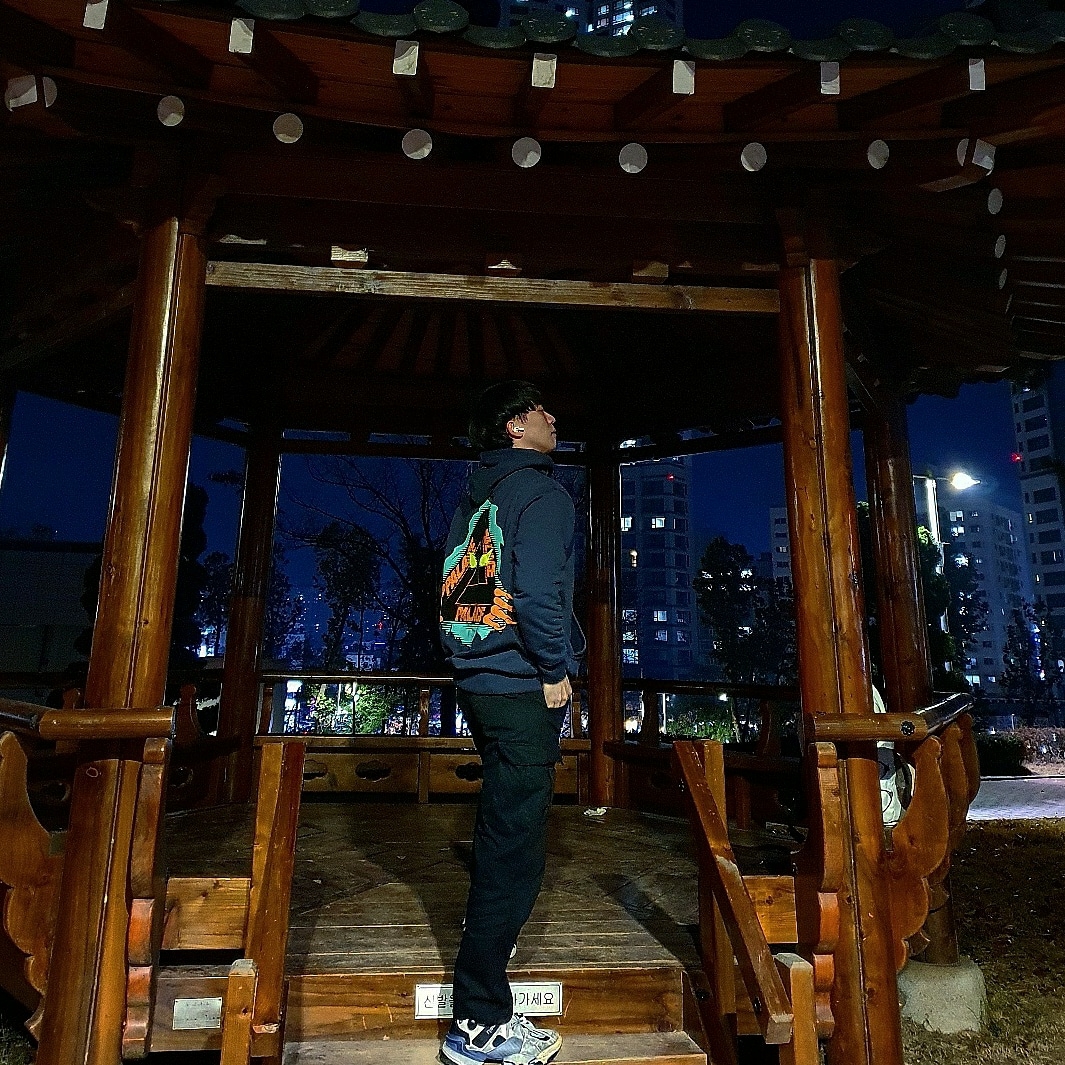 조규현 (@gyeon_2y) 님의 게시물 | KREAM