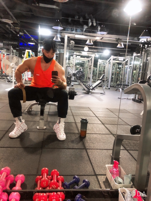 RiO (@riofit76) 님의 게시물 | KREAM