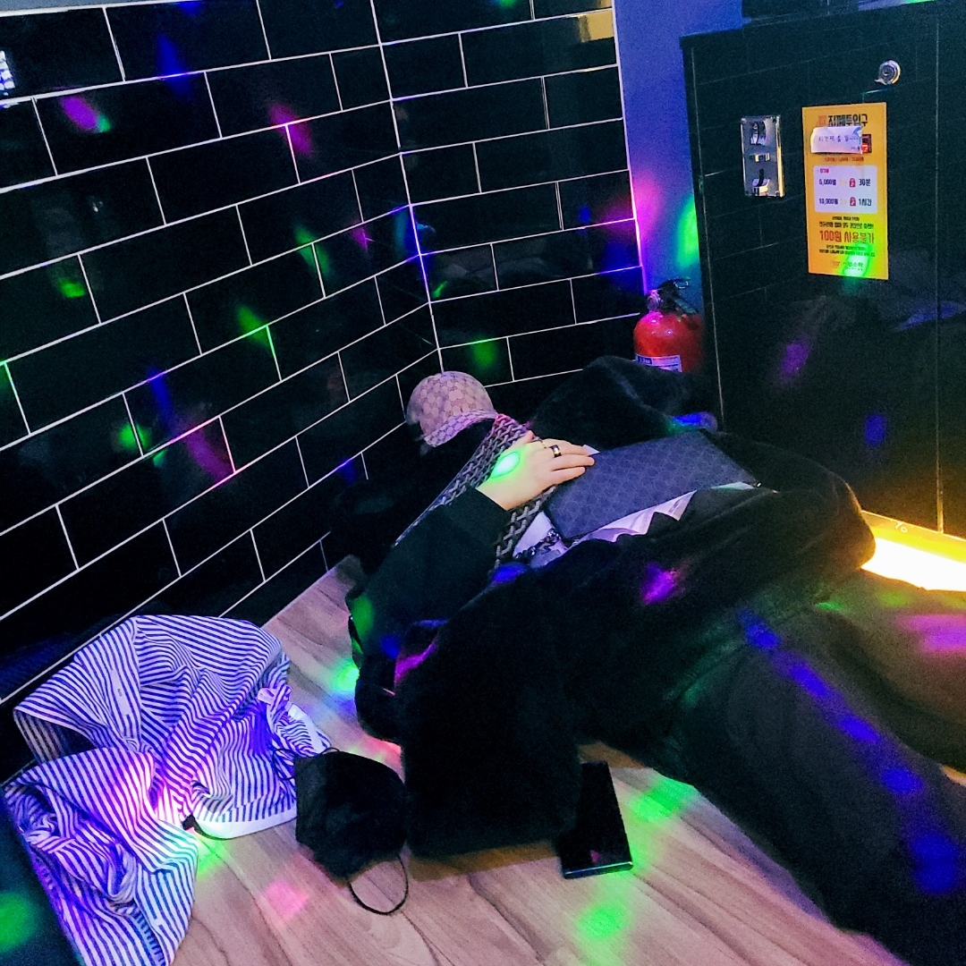 99fast (@a6ekuf) 님의 게시물 | KREAM