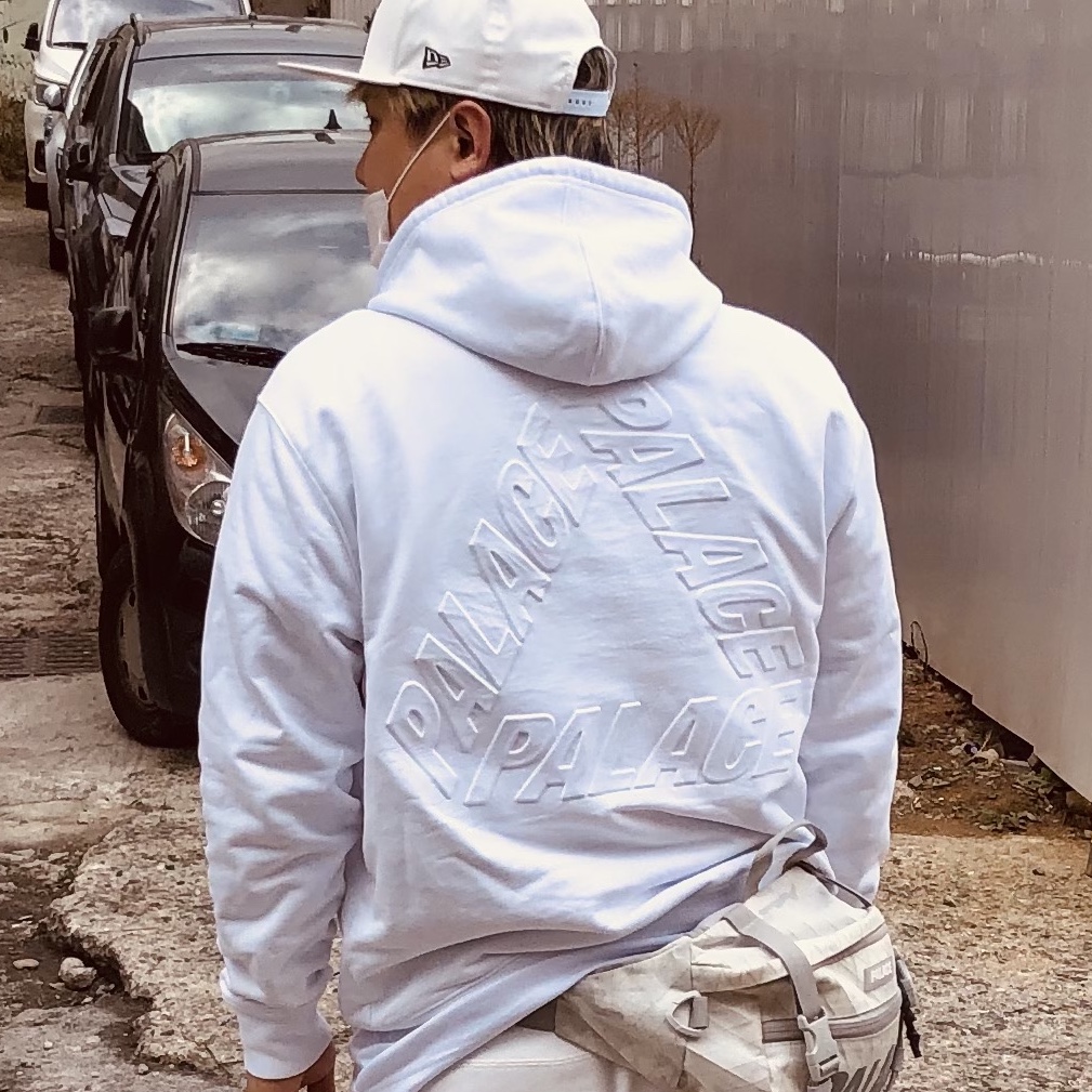 토라🐯 (@tora_) 님의 게시물 | KREAM