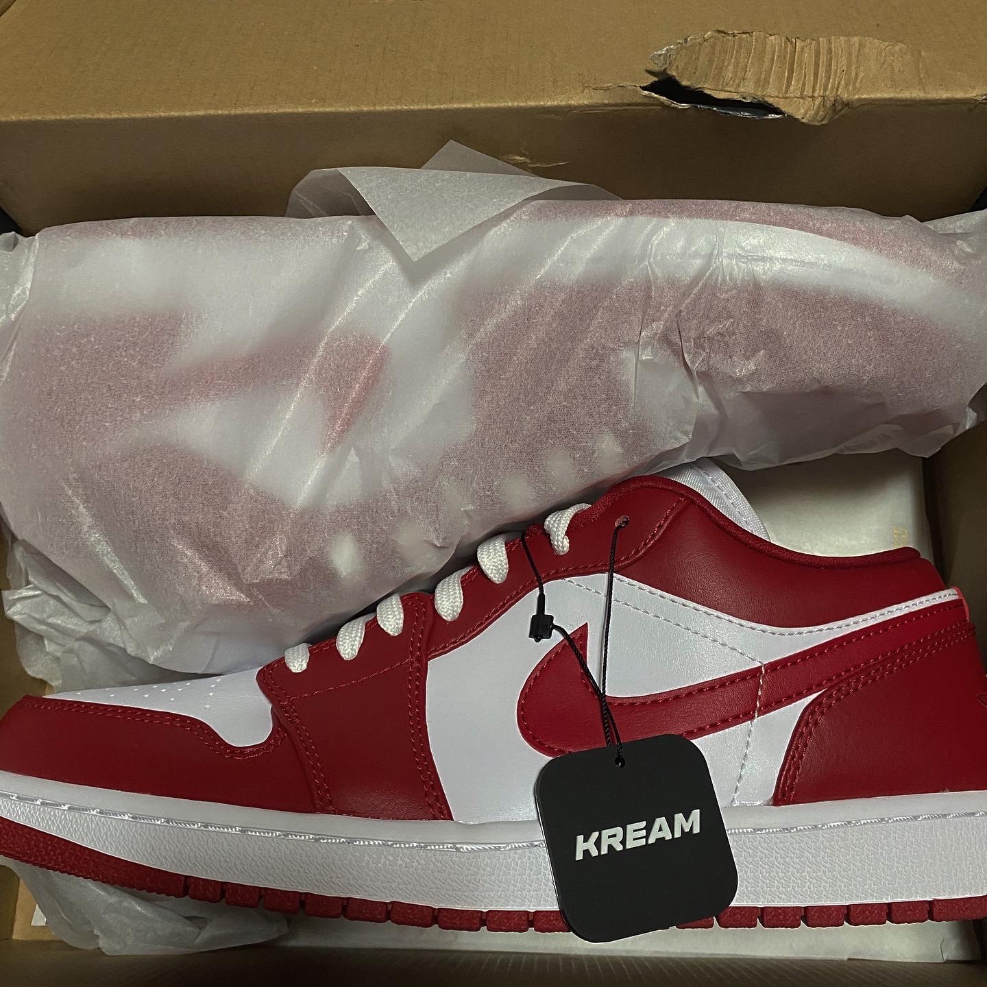 김창헌 (@badbabyloooo) 님의 게시물 | KREAM