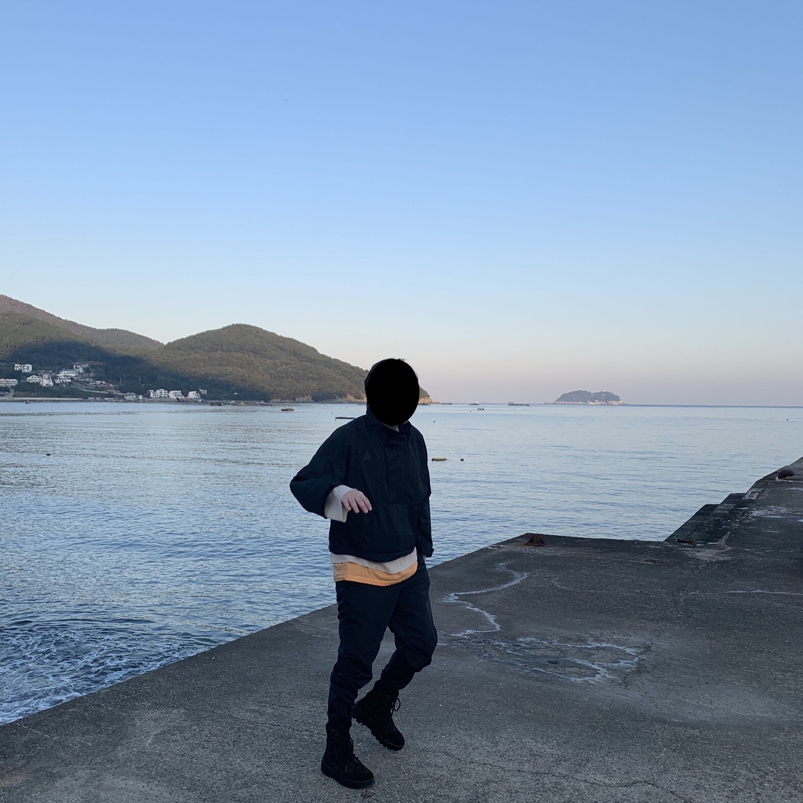 (@jesus) 님의 게시물 | KREAM