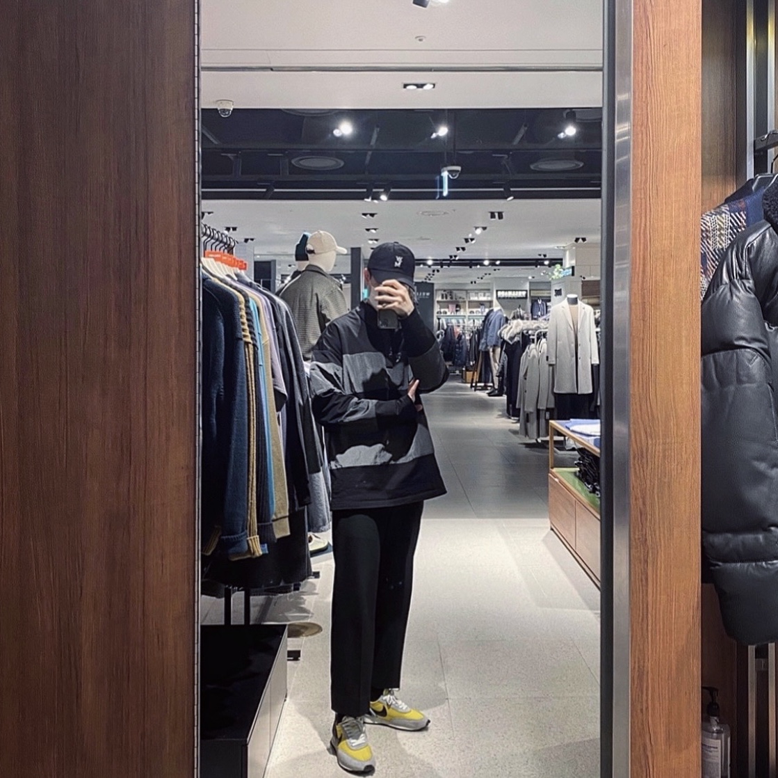 (@iidllee) 님의 게시물 | KREAM