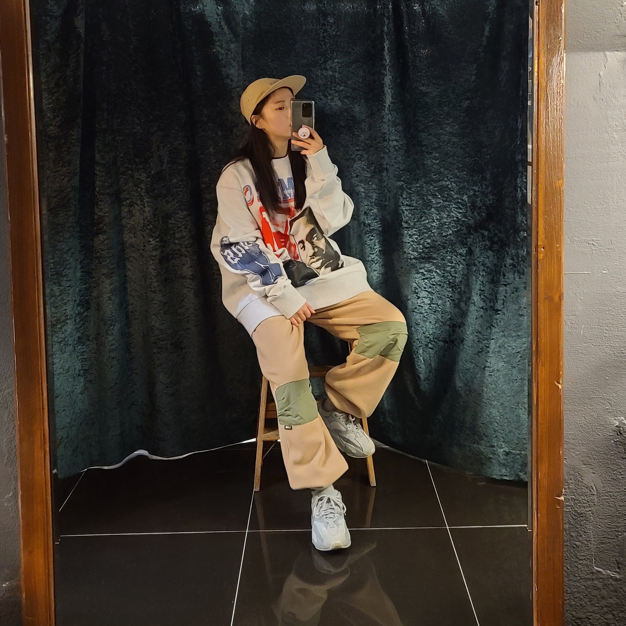 빼꼼맘 (@young_na89) 님의 게시물 | KREAM