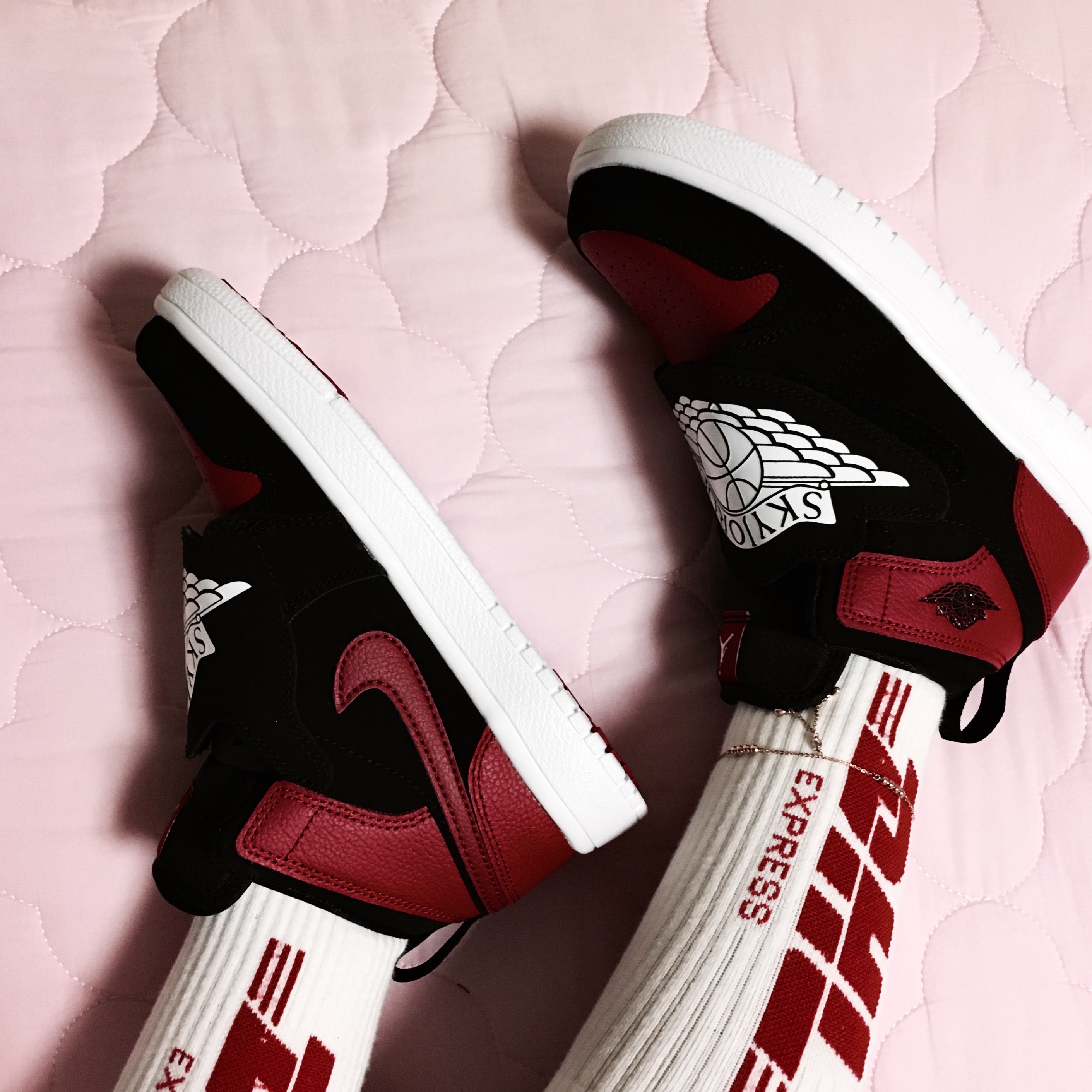 쥬리콩 (@150c._____.m) 님의 게시물 | KREAM