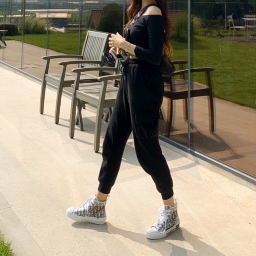 맹 (@mangstar) 님의 게시물 | KREAM