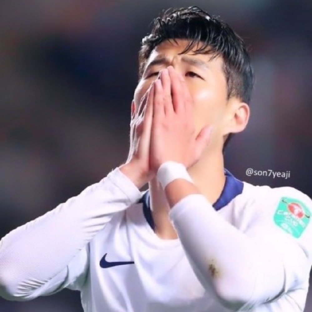 sporchshin (@super.son) 님의 게시물 | KREAM