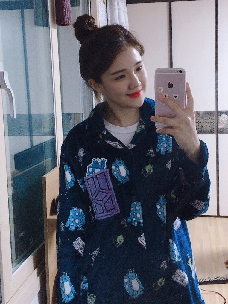 윤블 (@deb_lee) 님의 게시물 | KREAM