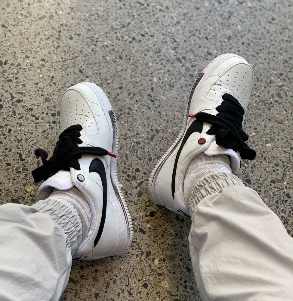 처리이어미이 (@2z7l46) 님의 게시물 | KREAM