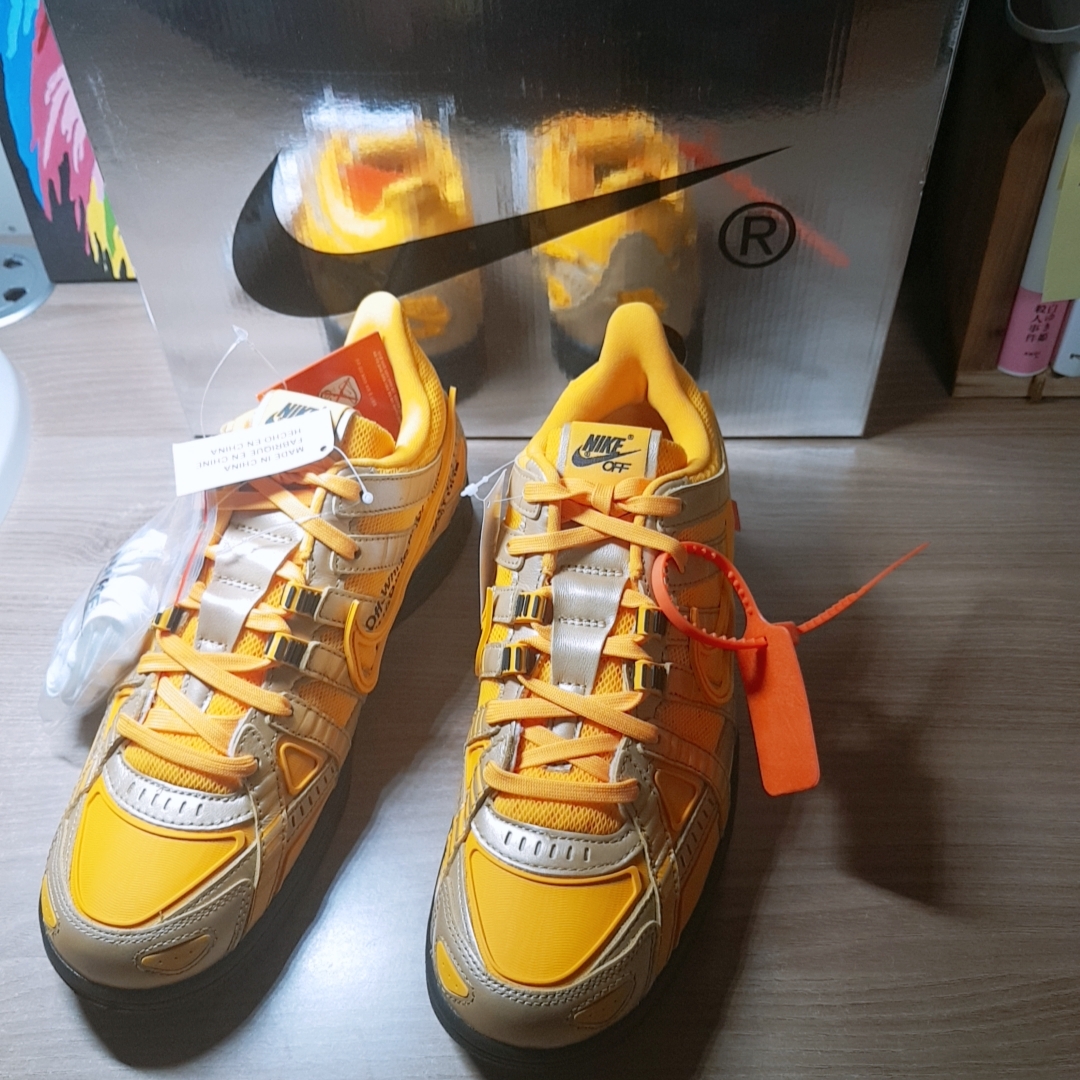 공대생 (@hx__kim) 님의 게시물 | KREAM