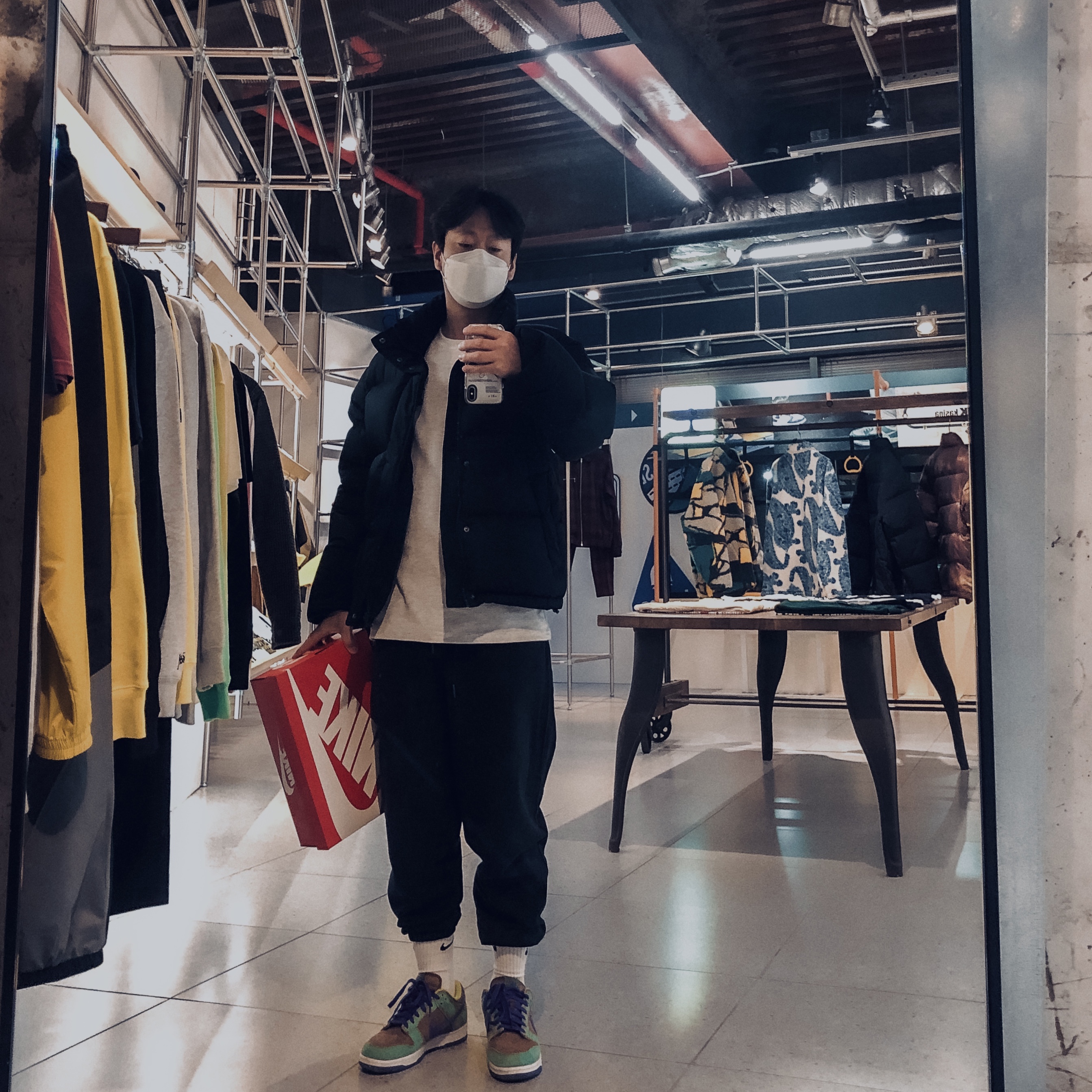 김찬문 (@hygge) 님의 게시물 | KREAM