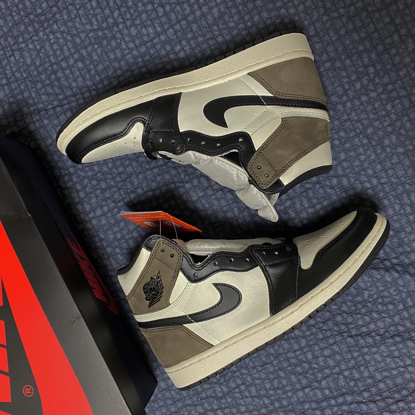 범이 (@hngbm) 님의 게시물 | KREAM