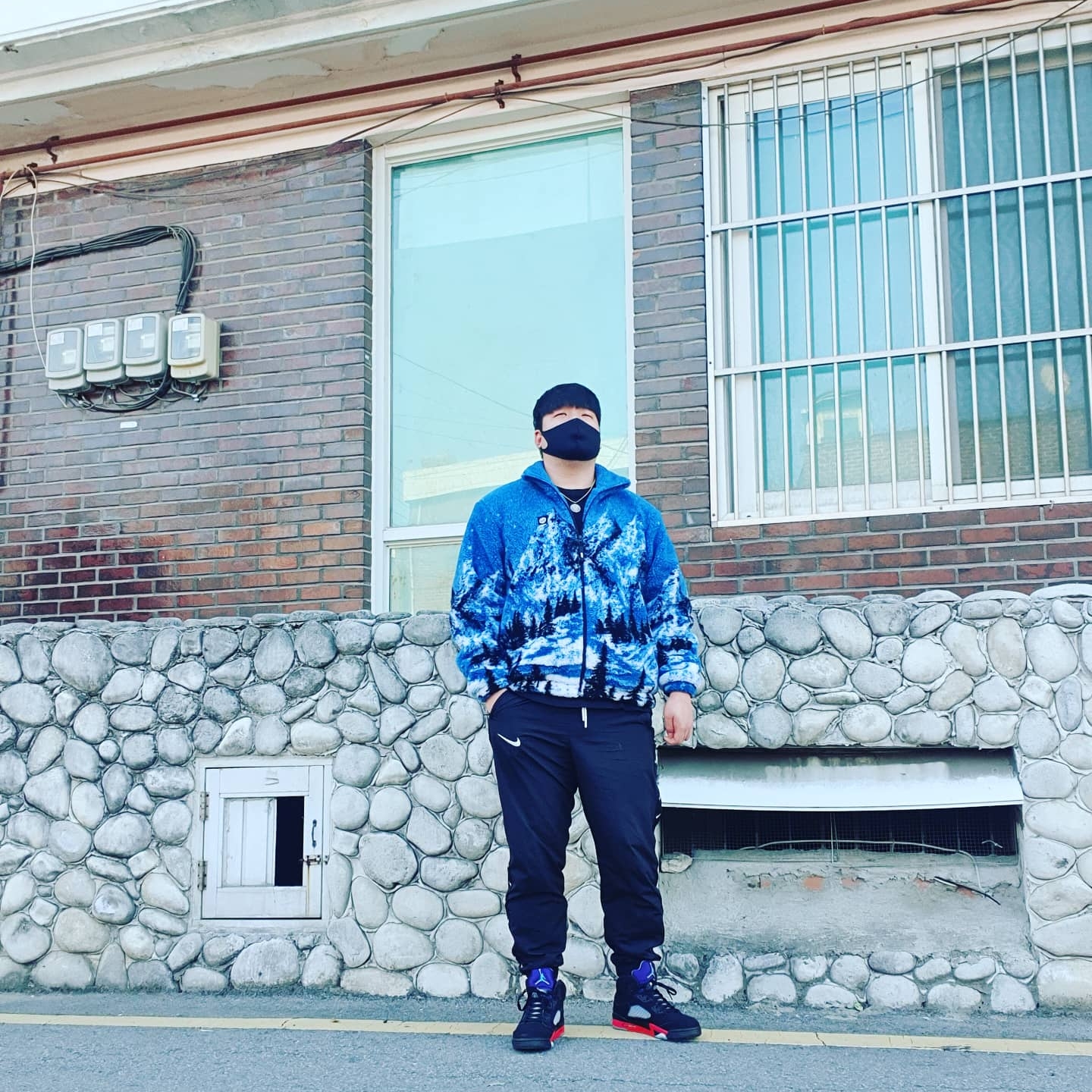 비니 (@habinss) 님의 게시물 | KREAM