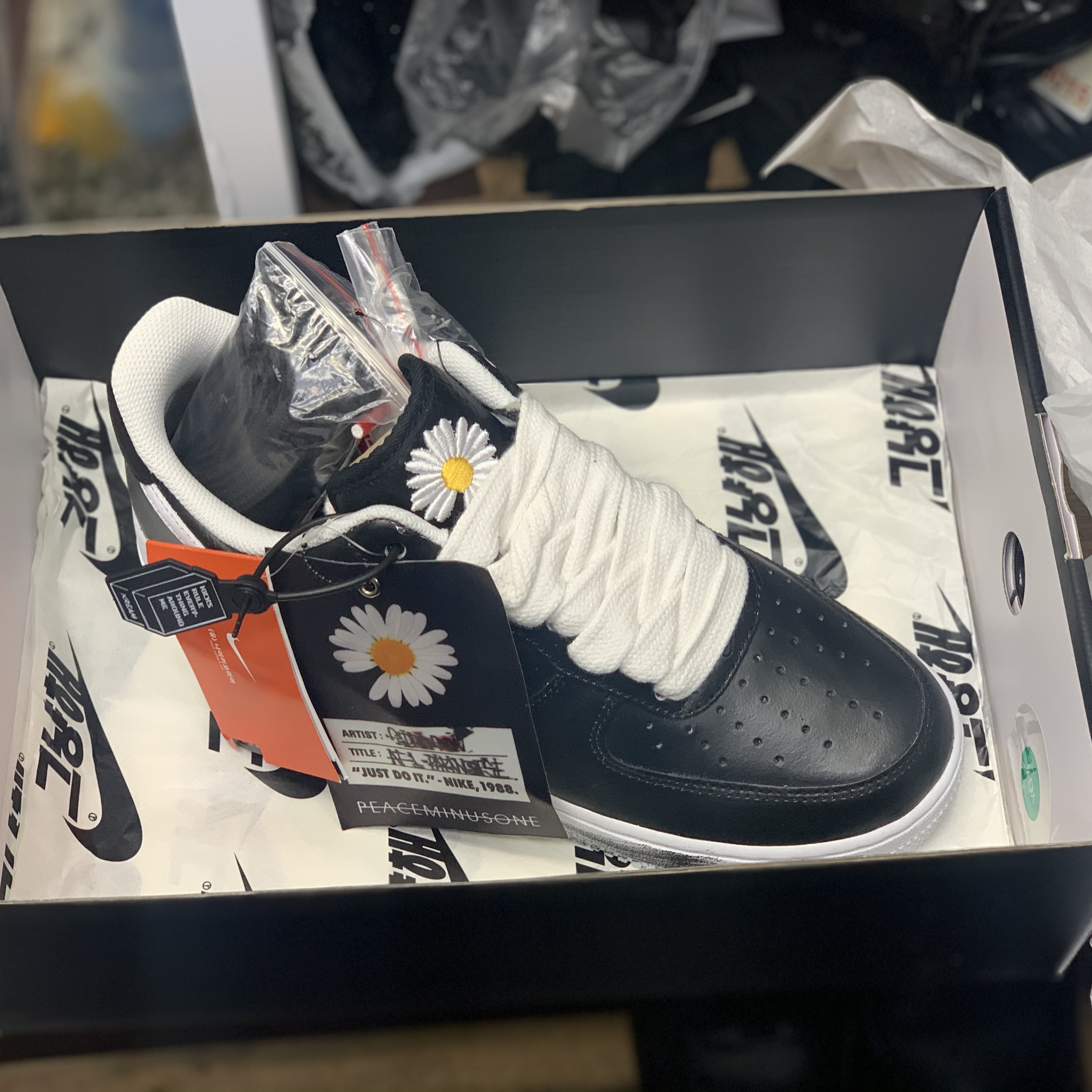 (@xx_camel_xx) 님의 게시물 | KREAM