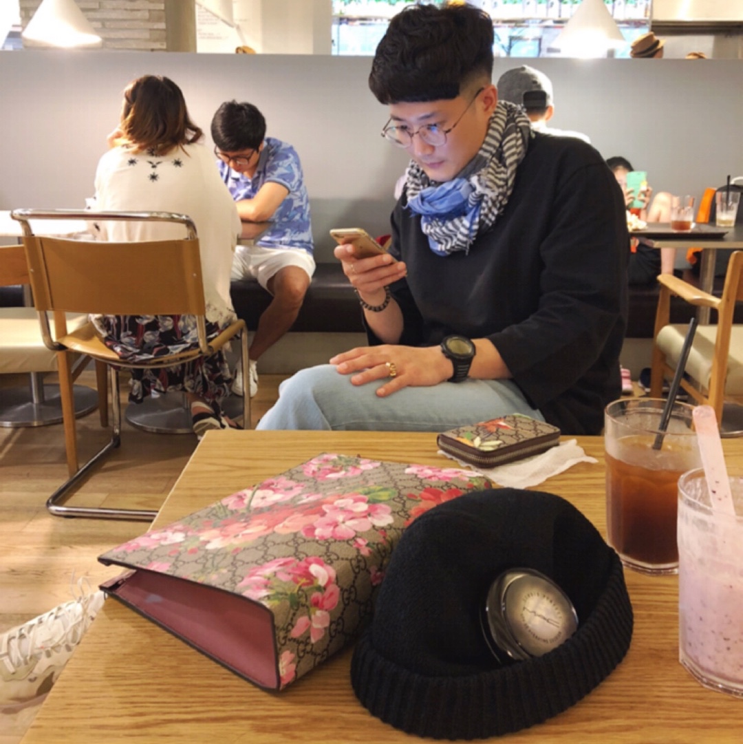 이지 어린이 (@dayfly) 님의 게시물 | KREAM