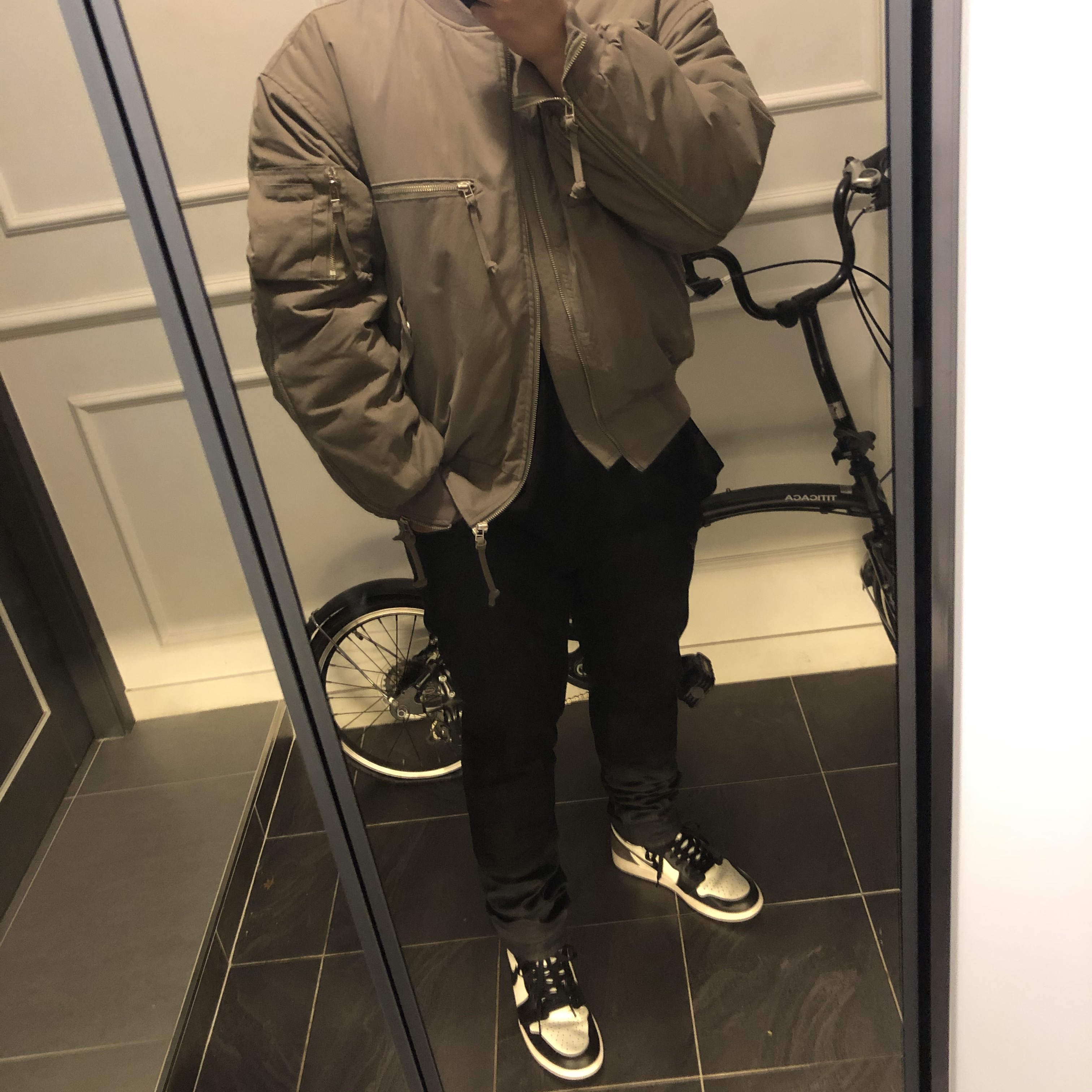 나코탭매니아 (@yzyzyz) 님의 게시물 | KREAM