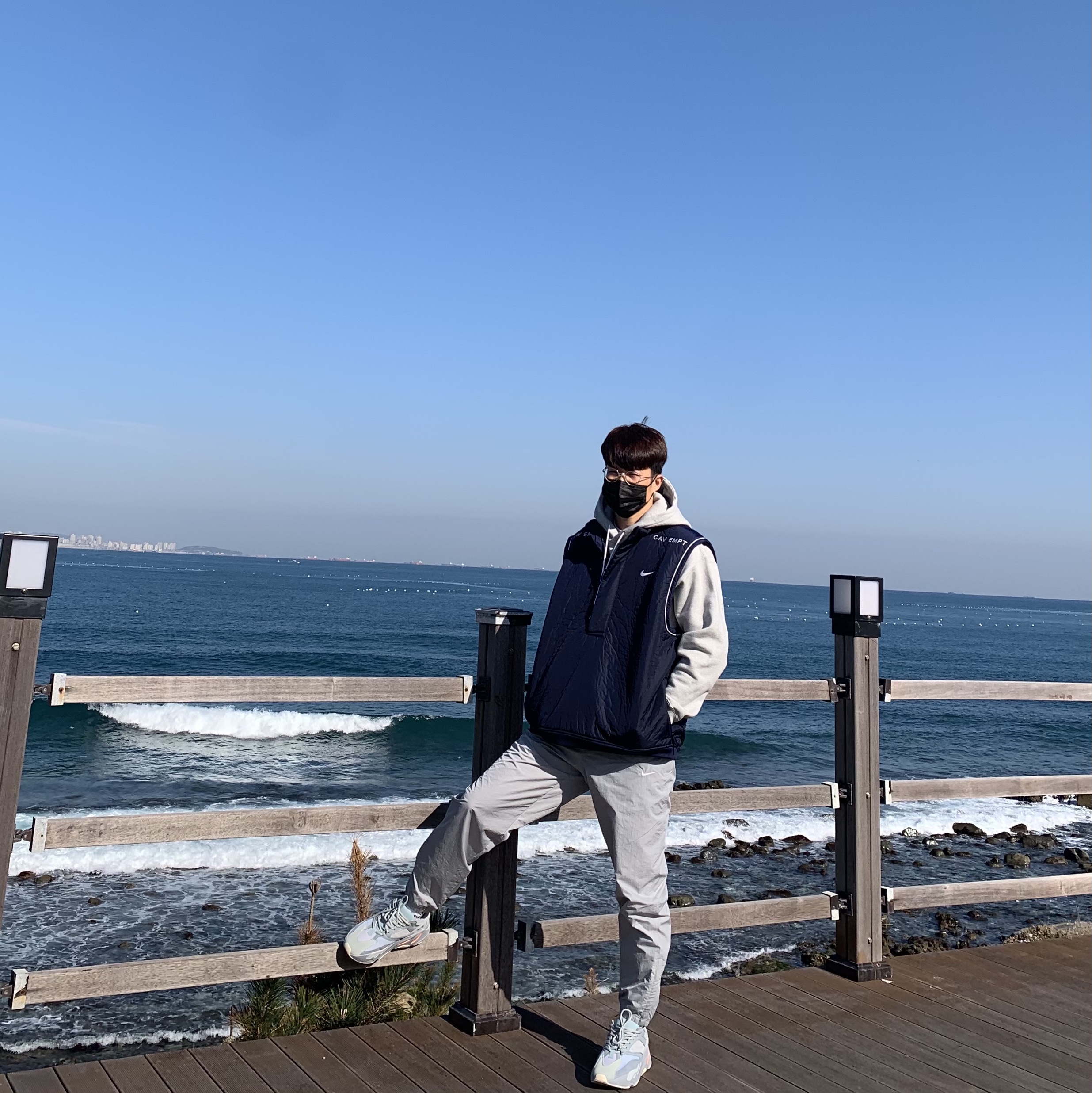 이지 어린이 (@dayfly) 님의 게시물 | KREAM