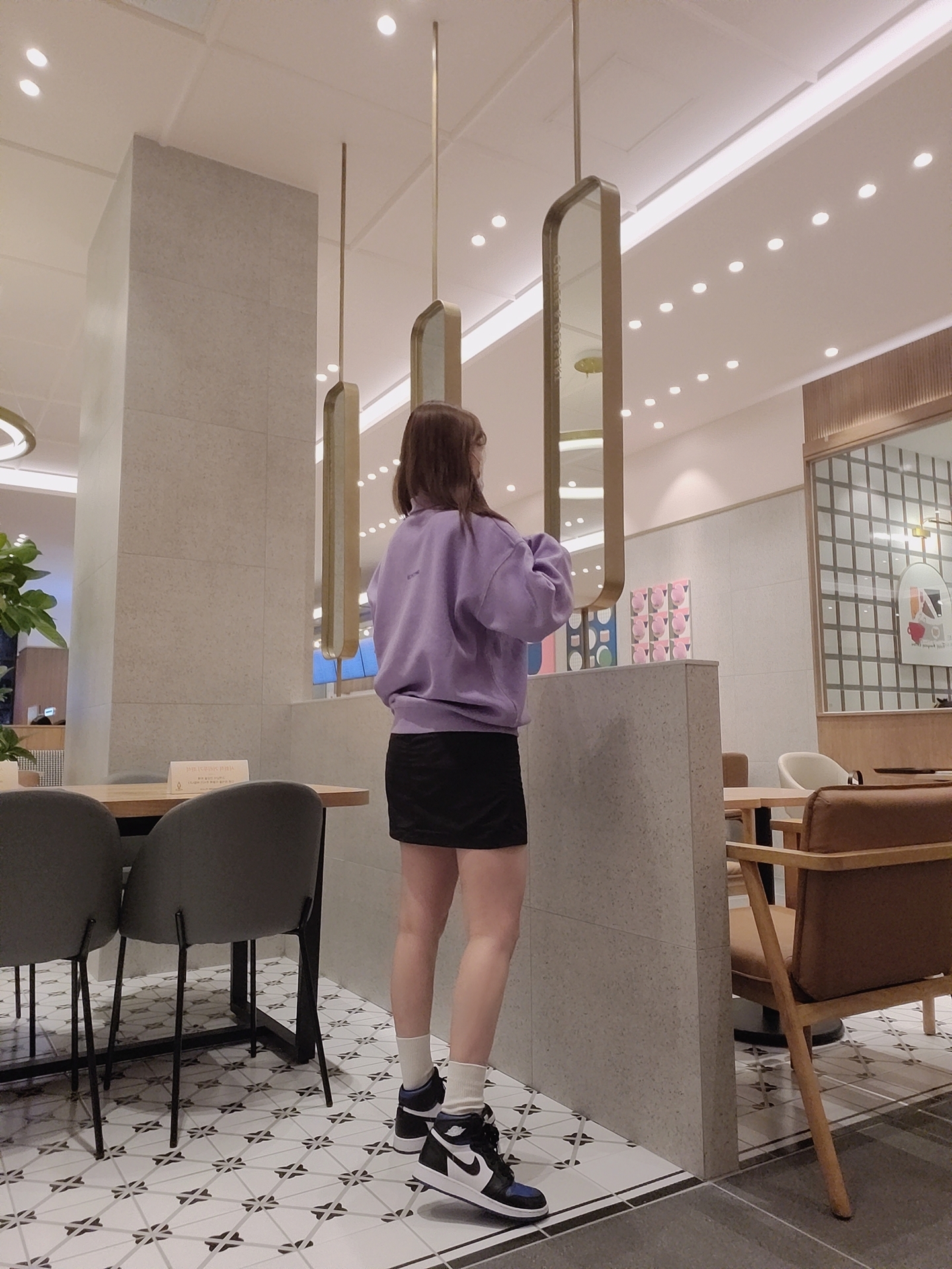 @s_un.a) 님의 게시물 | KREAM