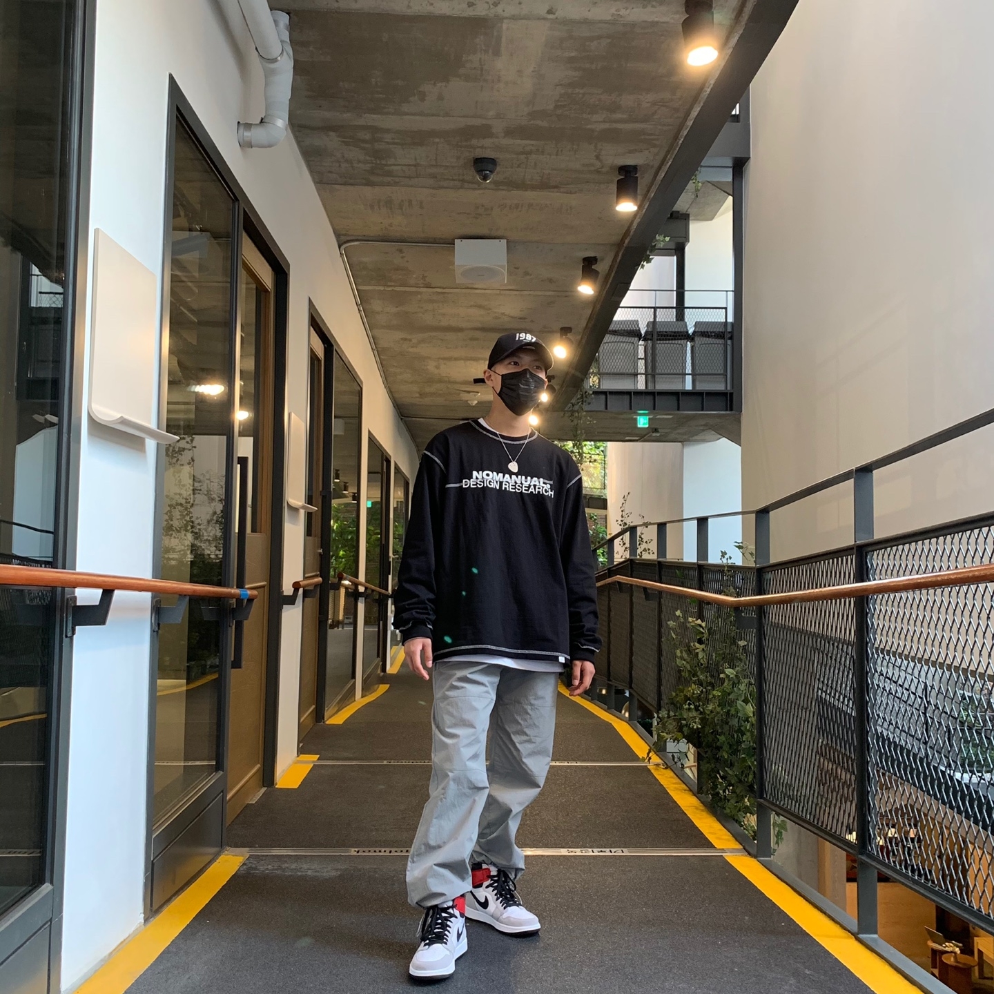 성윤이 (@num_ik) 님의 게시물 | KREAM