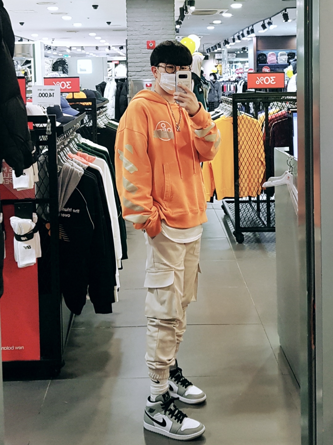 (@hy___woo) 님의 게시물 | KREAM