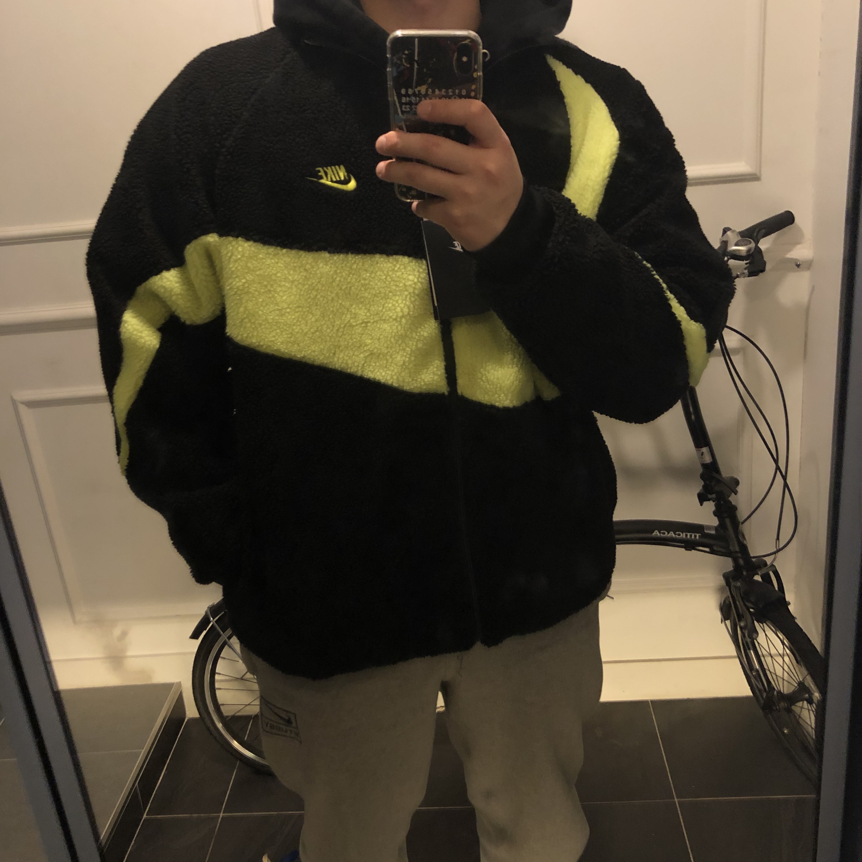 나코탭매니아 (@yzyzyz) 님의 게시물 | KREAM