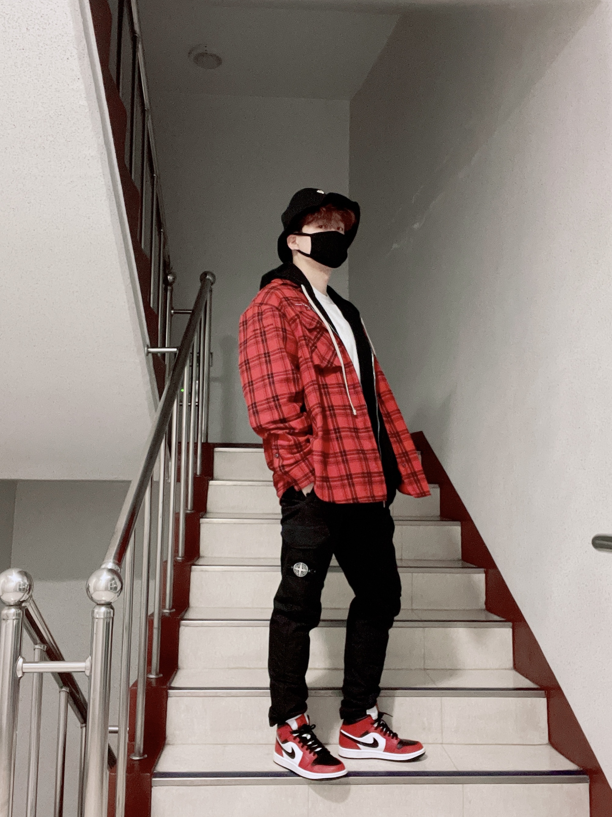 (@dikdo) 님의 게시물 | KREAM