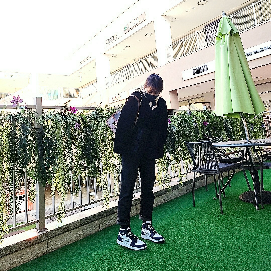 마툐 (@yool__) 님의 게시물 | KREAM