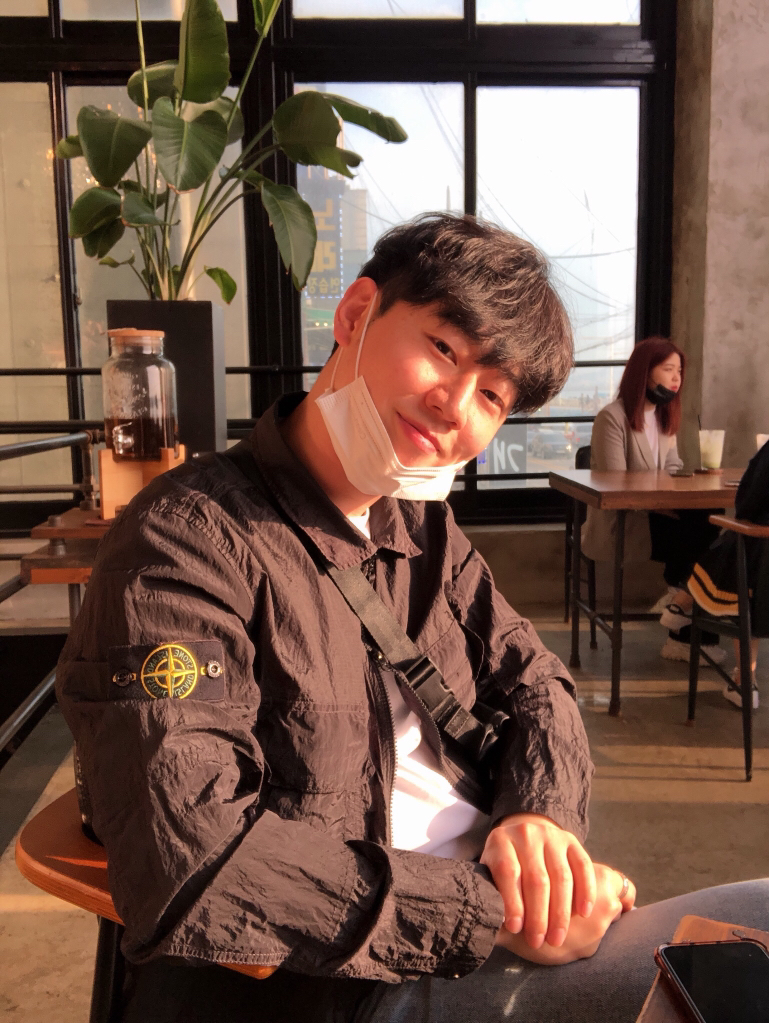 BJ (@seo.lucky) 님의 게시물 | KREAM