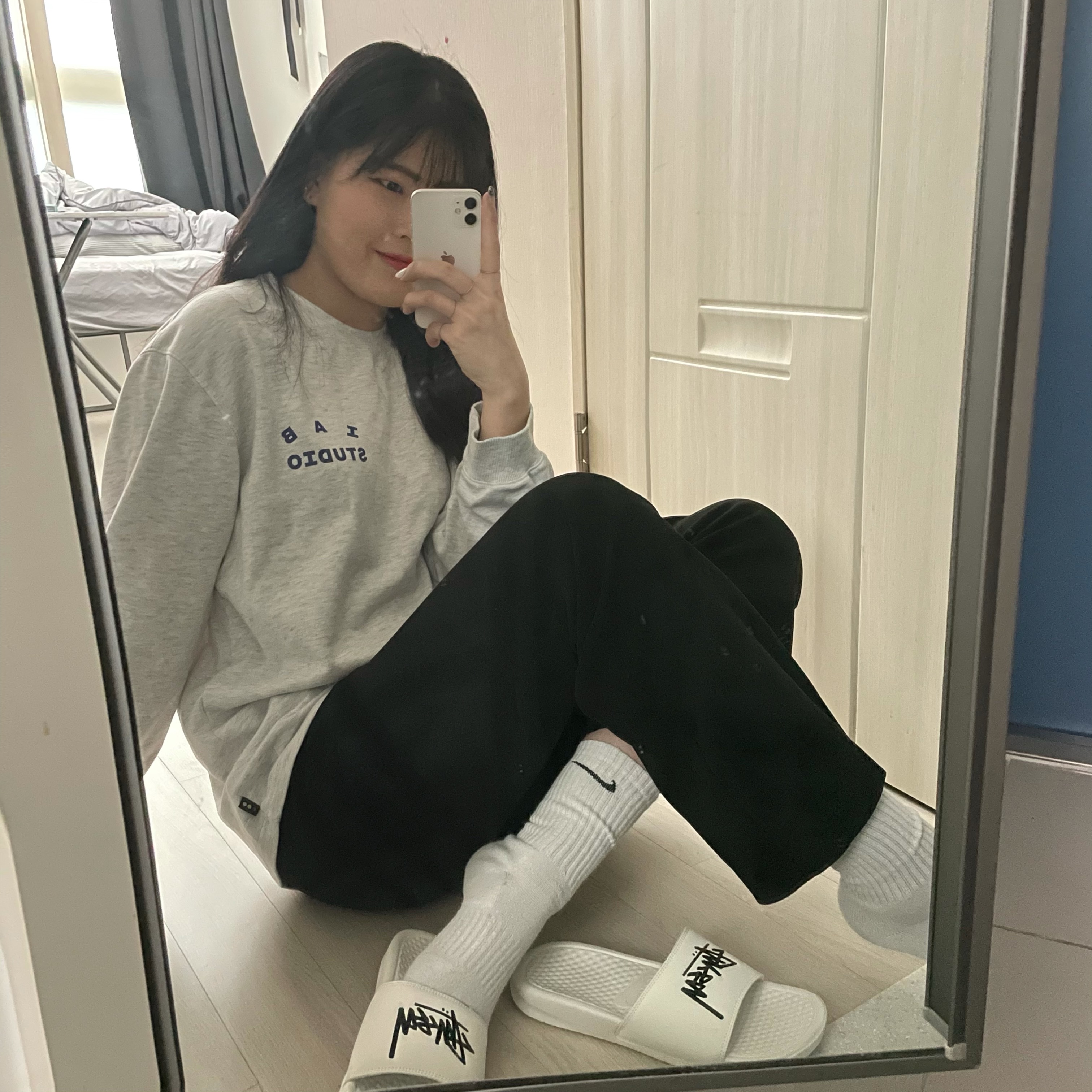 인정 (@admit) 님의 게시물 | KREAM