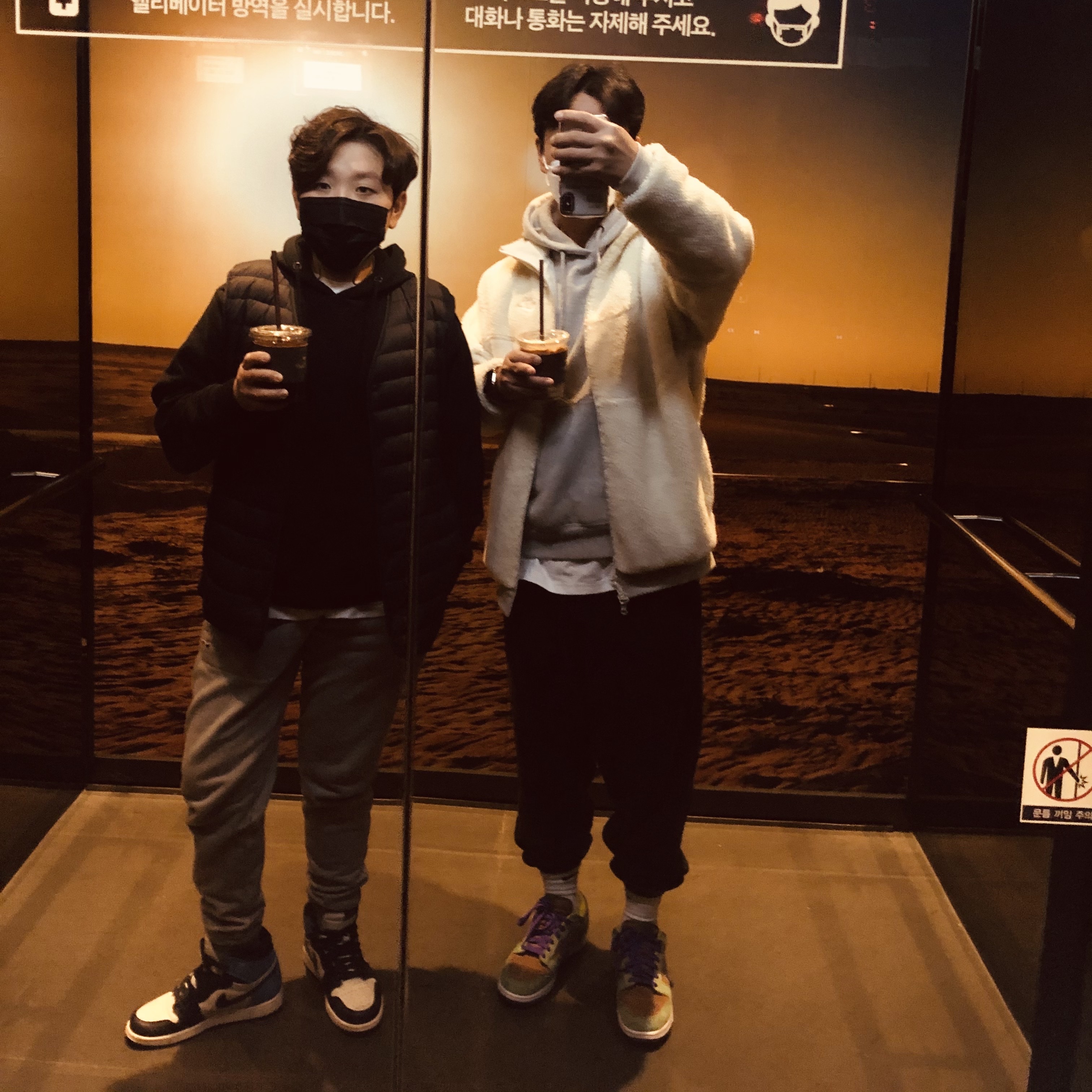 김찬문 (@hygge) 님의 게시물 | KREAM