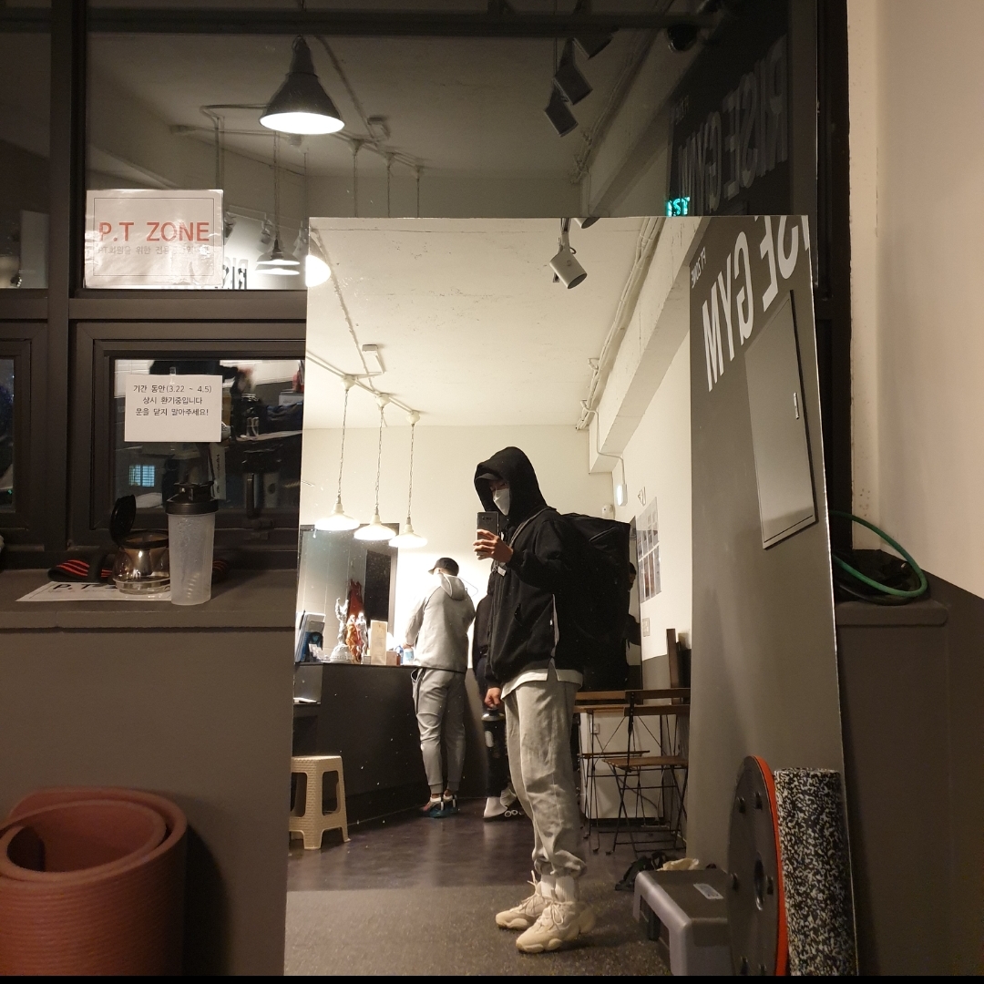 na__seung (@na__seung) 님의 게시물 | KREAM