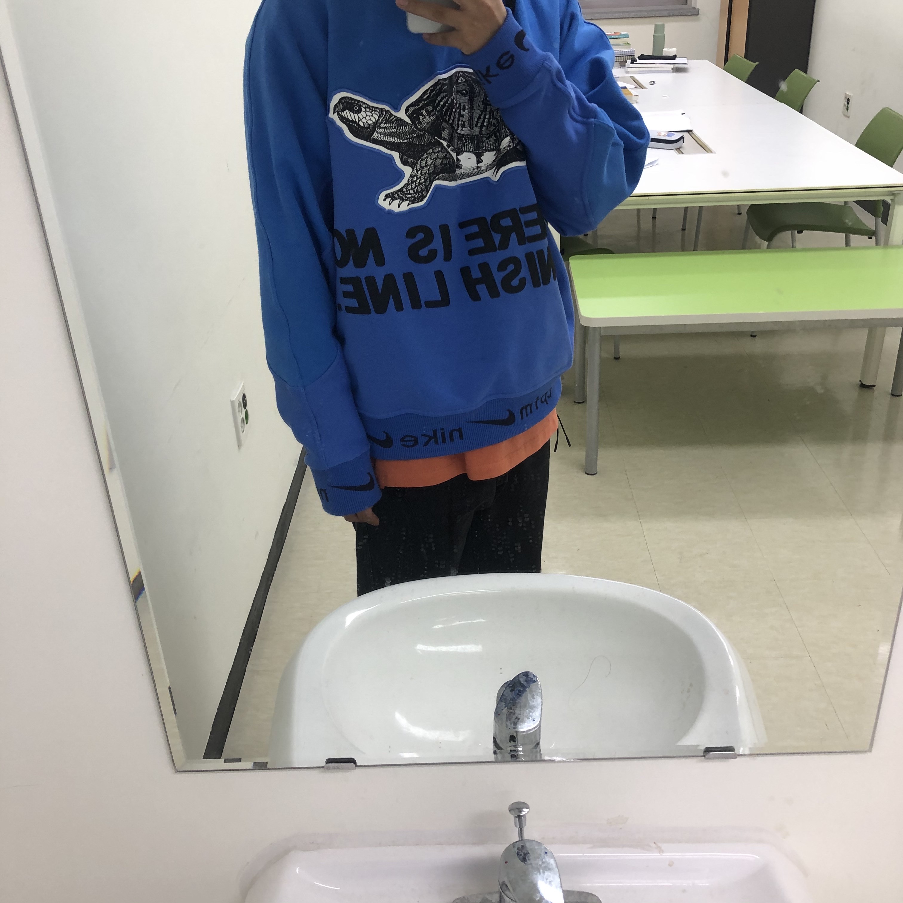 @181.82 (@horong) 님의 게시물 | KREAM