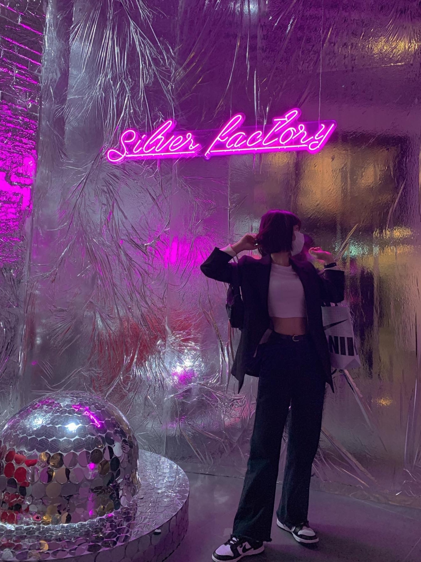 현잉 (@am.11.18) 님의 게시물 | KREAM