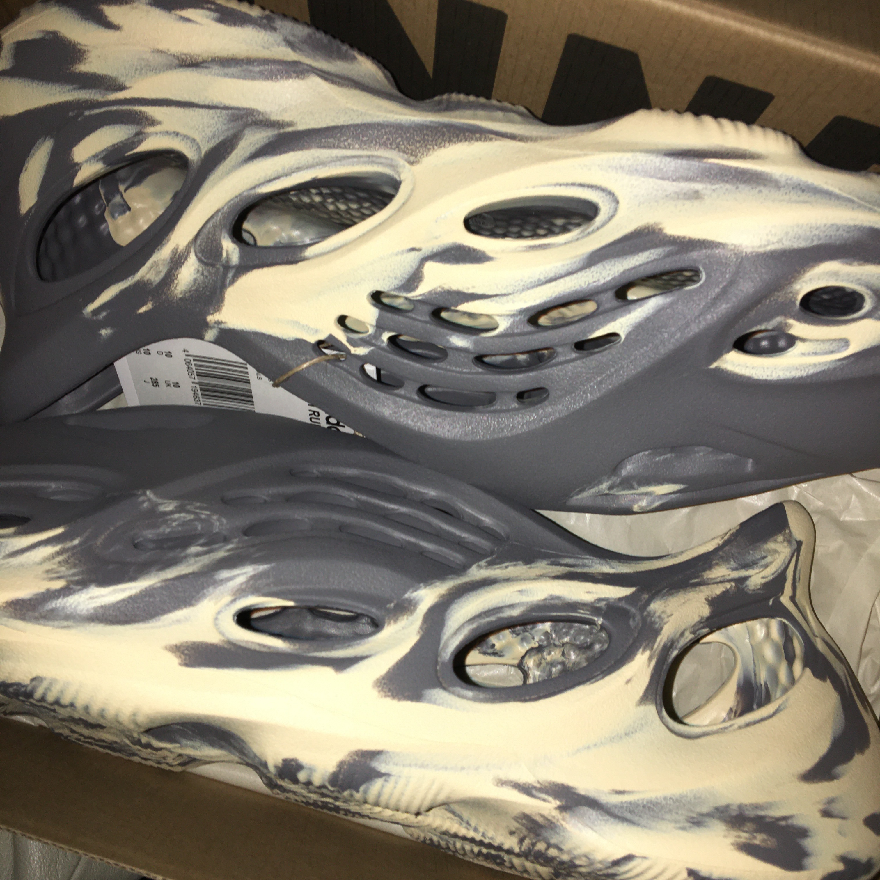 김도천 (@do1002_) 님의 게시물 | KREAM